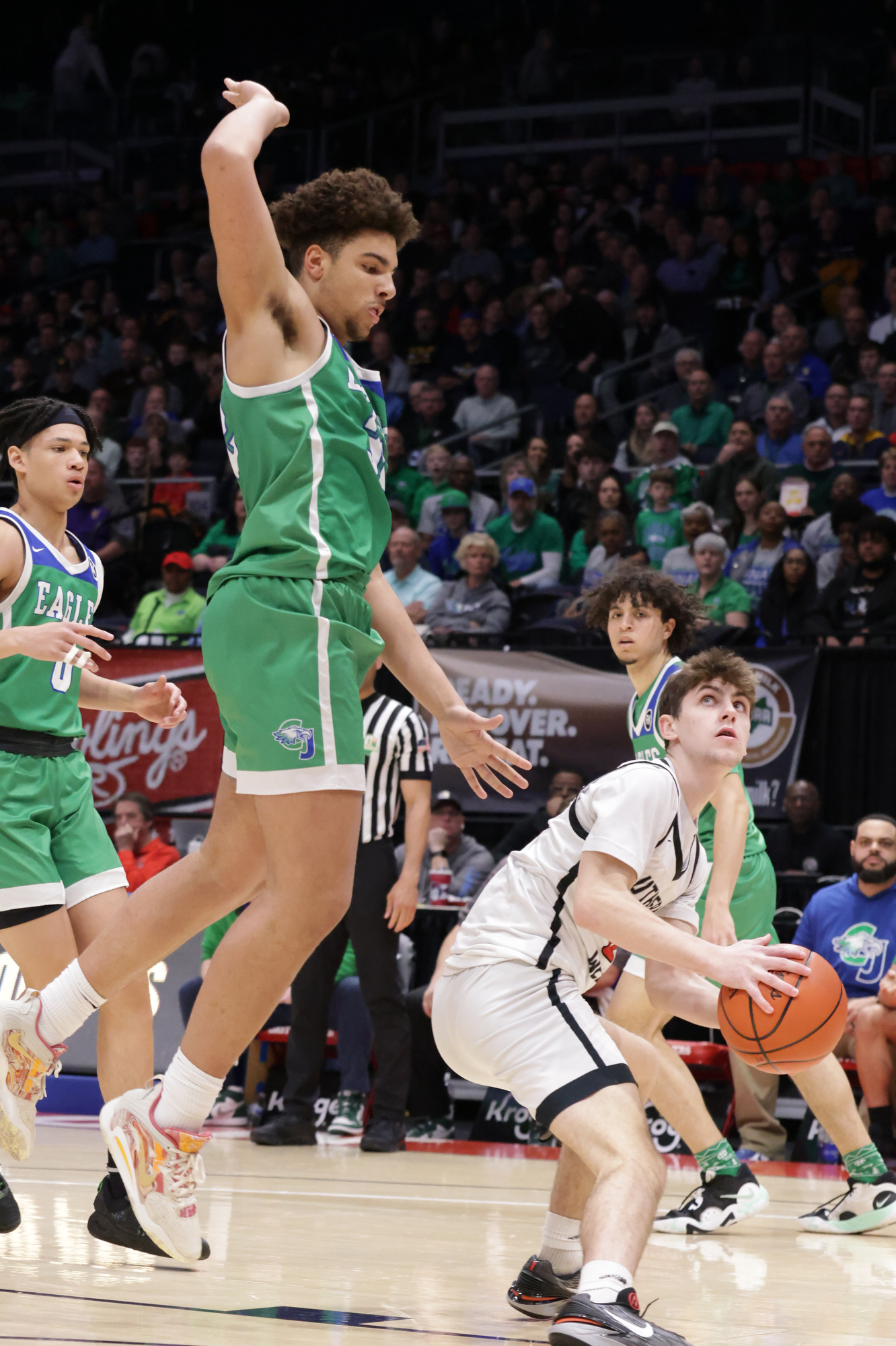Dayton Chaminade Julienne vs. Rocky River Lutheran West, Div II ...