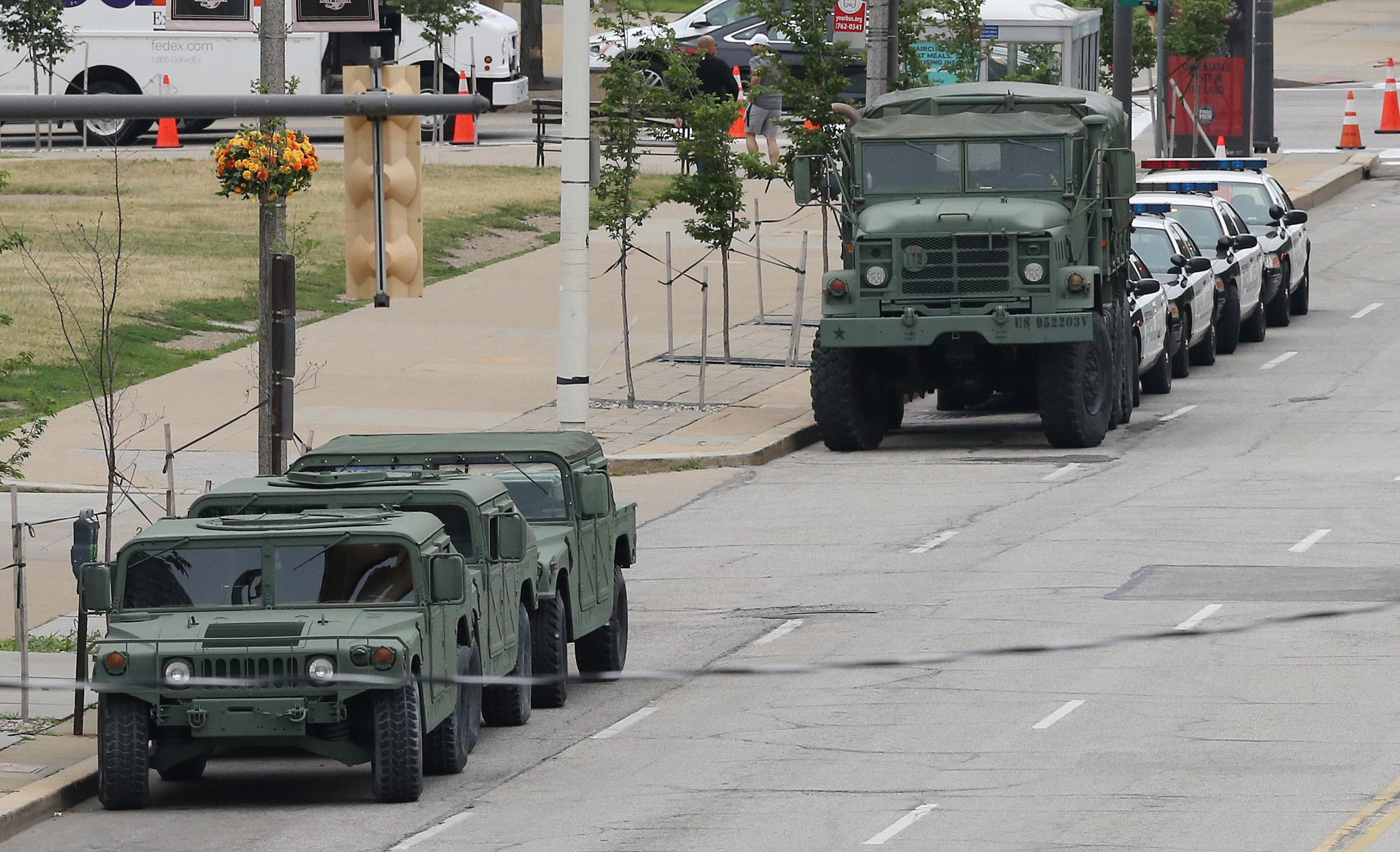 Filming continues on set of Superman in downtown Cleveland, June 25 ...