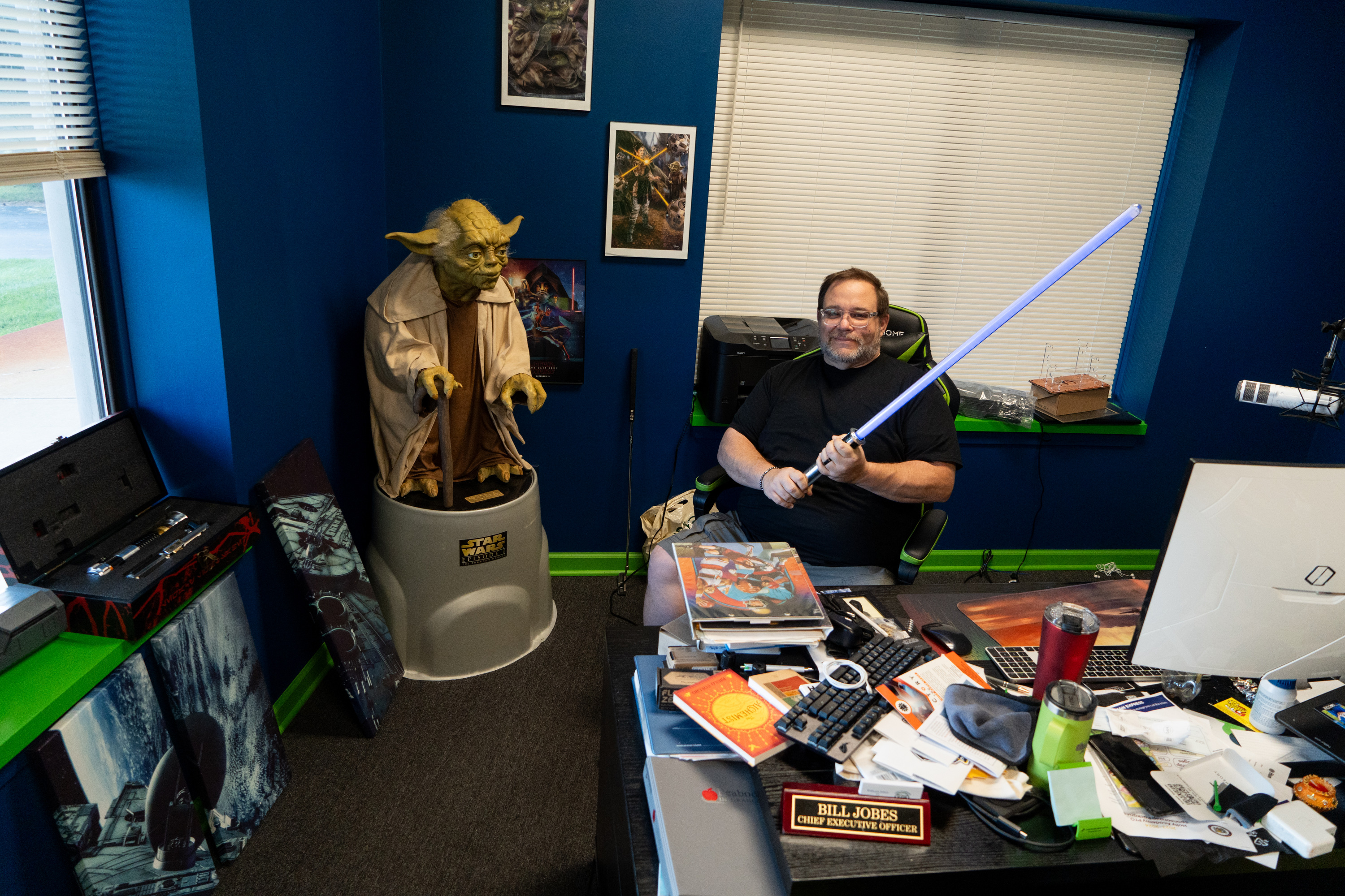 Couple turns VR dream into reality with Crowne Pointe Center in Holly ...