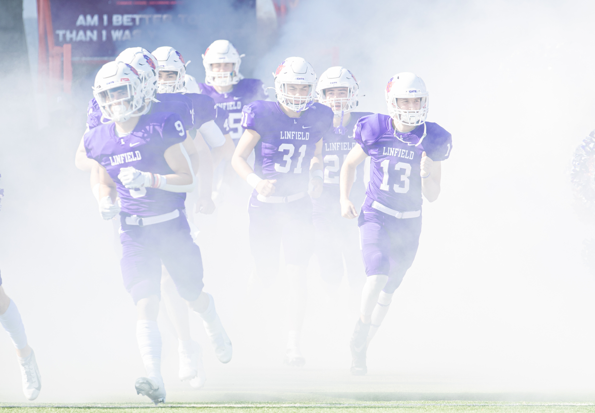 Linfield beats Pacific, extends consecutive winning seasons streak to ...