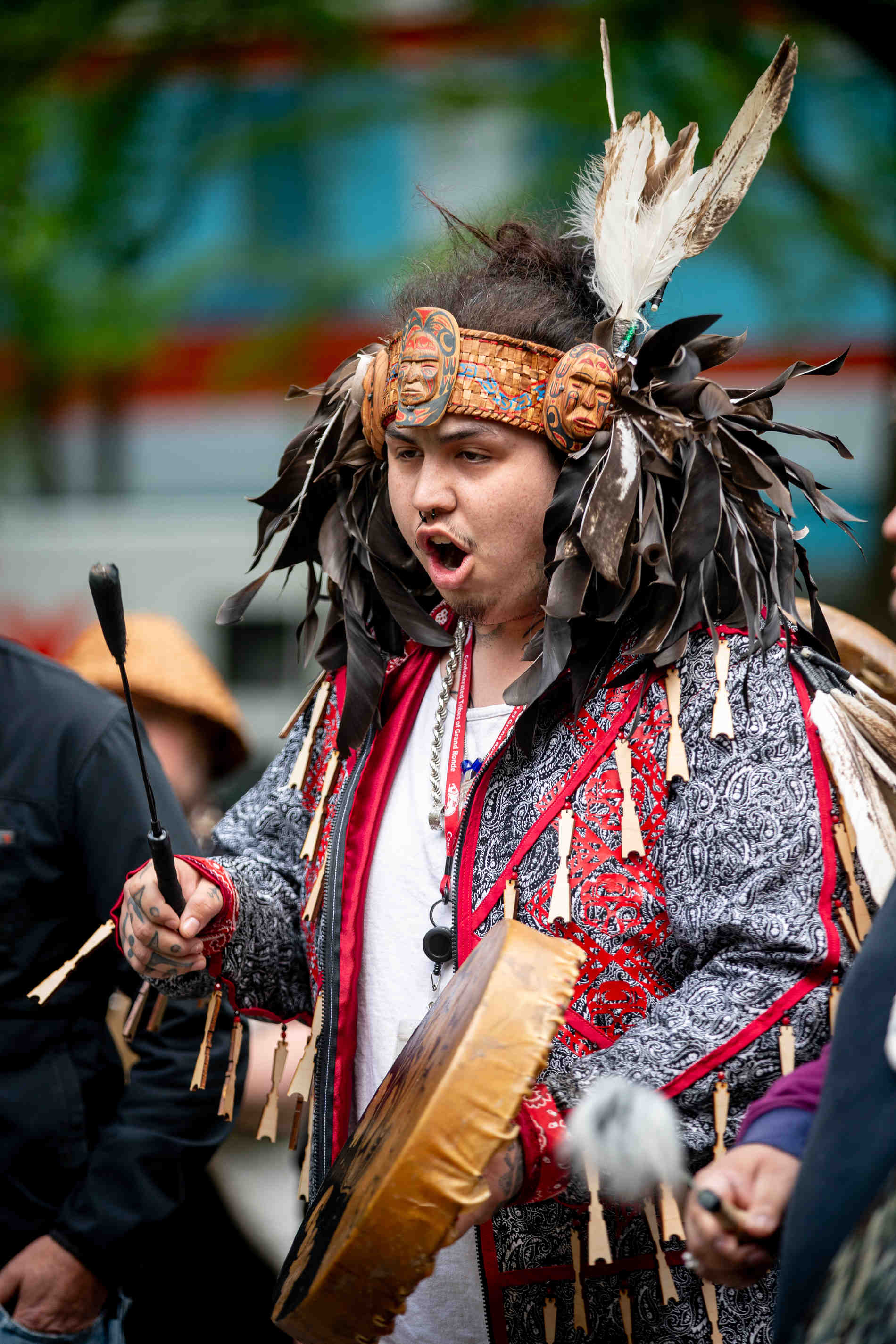 Grand Ronde tribe rallies in Portland over land dispute at Willamette ...