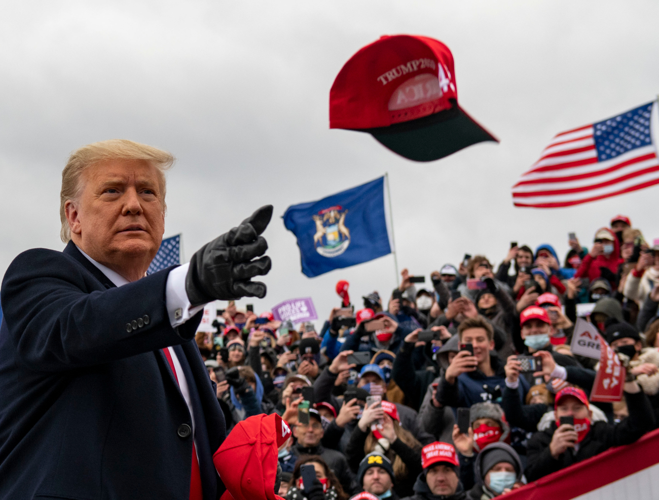 President Donald Trump campaigns in Waterford Township - mlive.com
