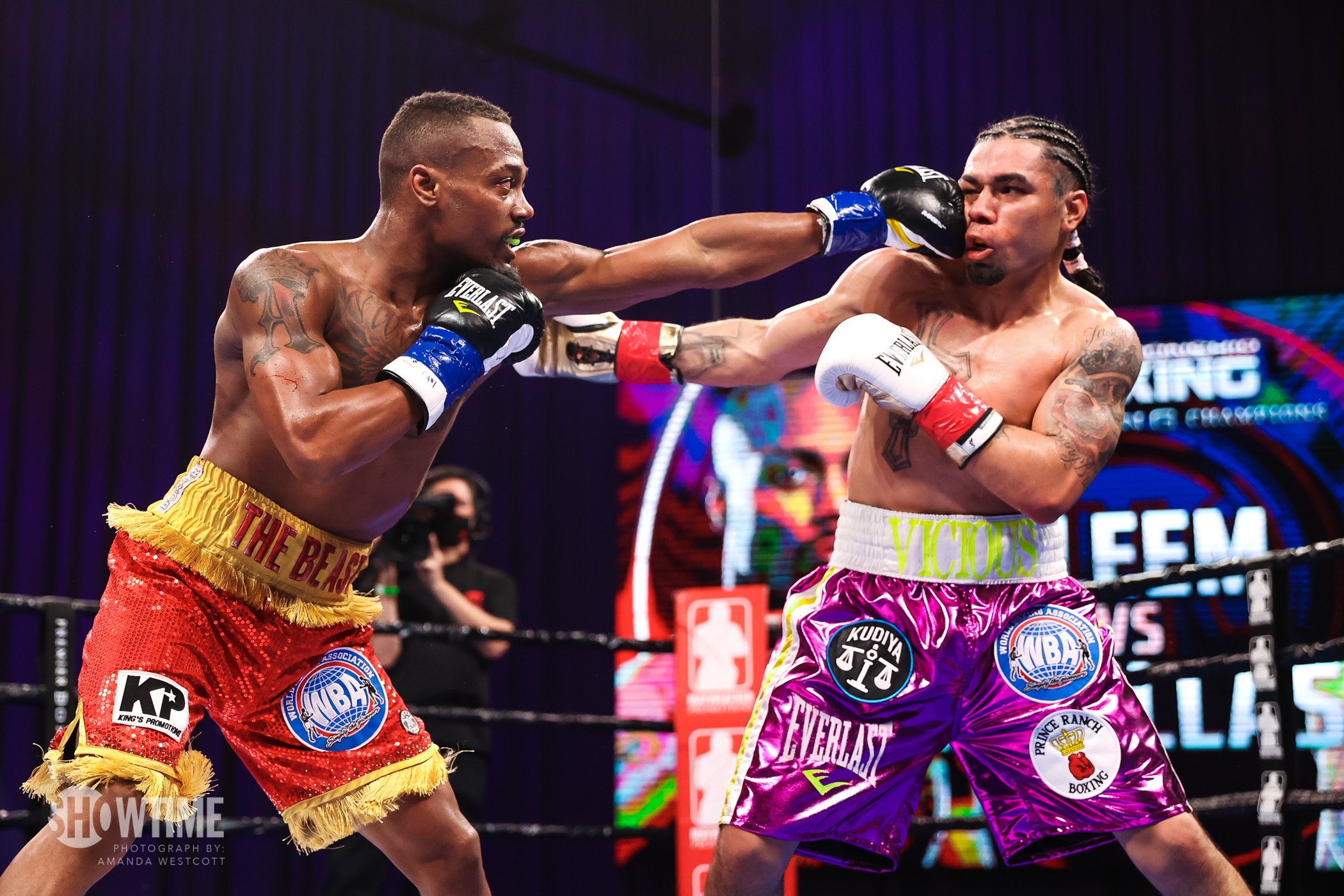 Muskegon native Raeese Aleem defeats Victor Pasillas for interim WBA ...