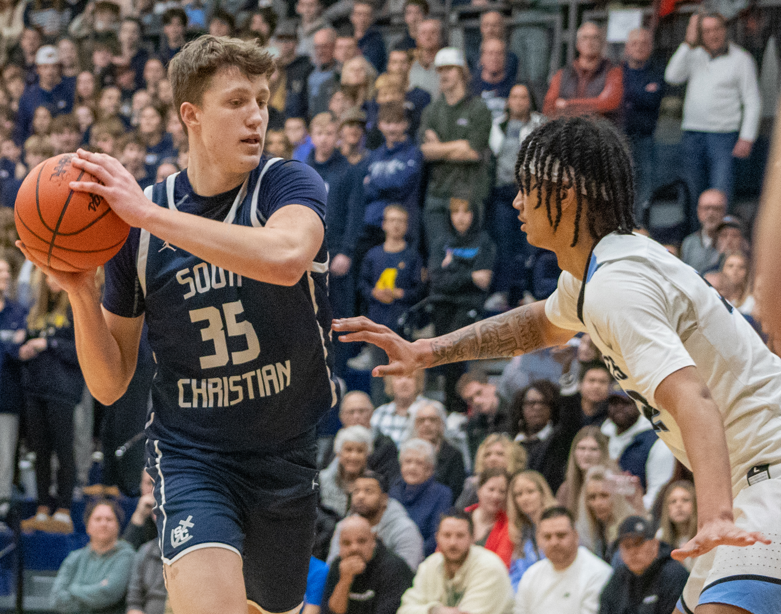 Division 2 district final boys varsity basketball game between South ...