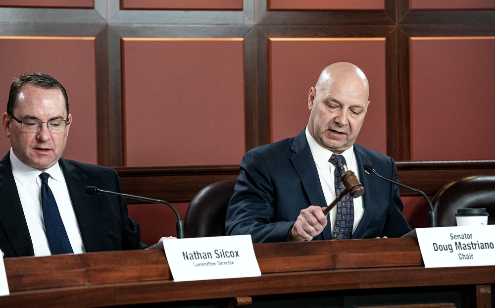 State Senate committee meets to subpoena Norfolk Southern CEO Alan Shaw ...