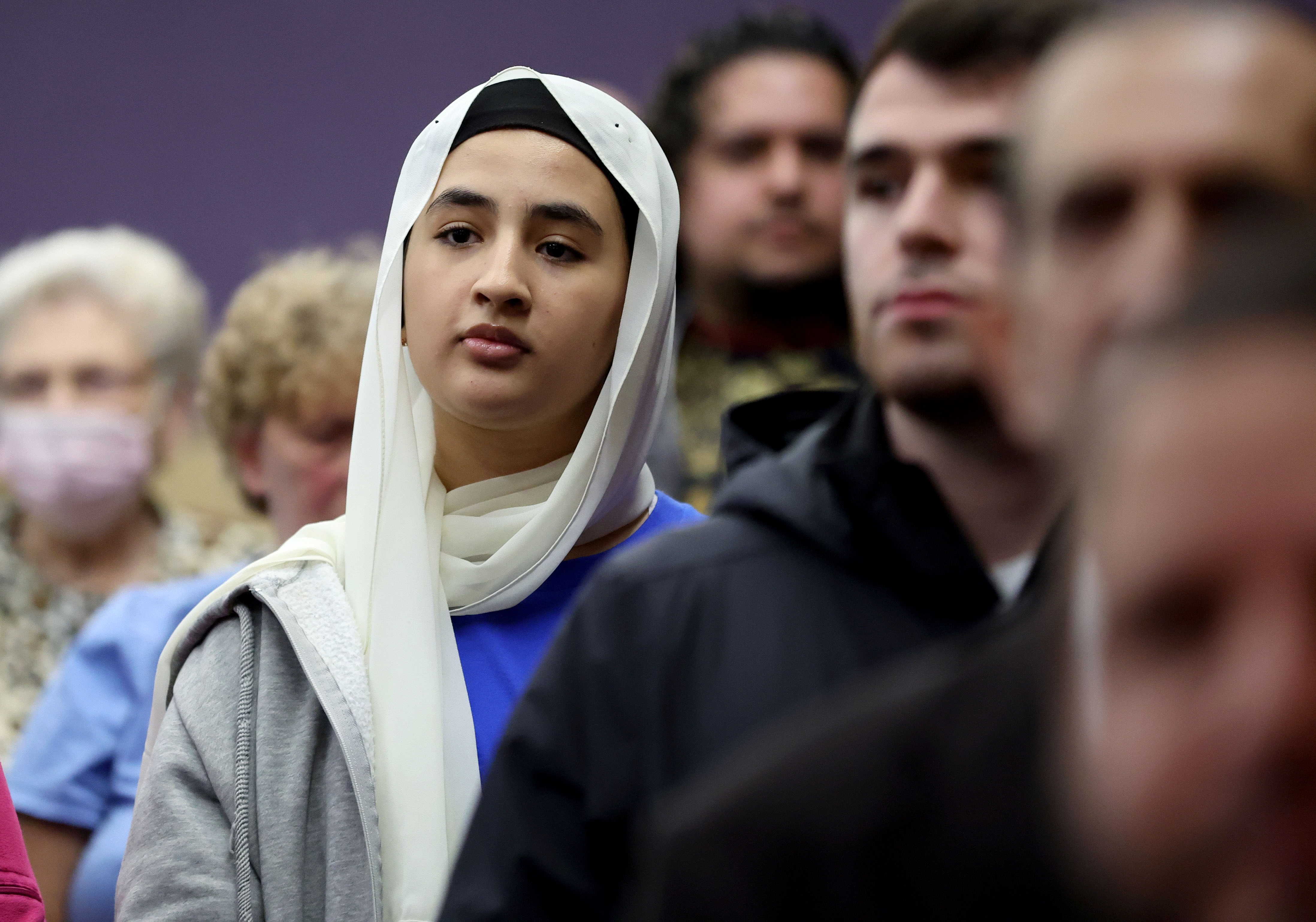 Eighty new citizens welcomed at OCC ceremony - syracuse.com