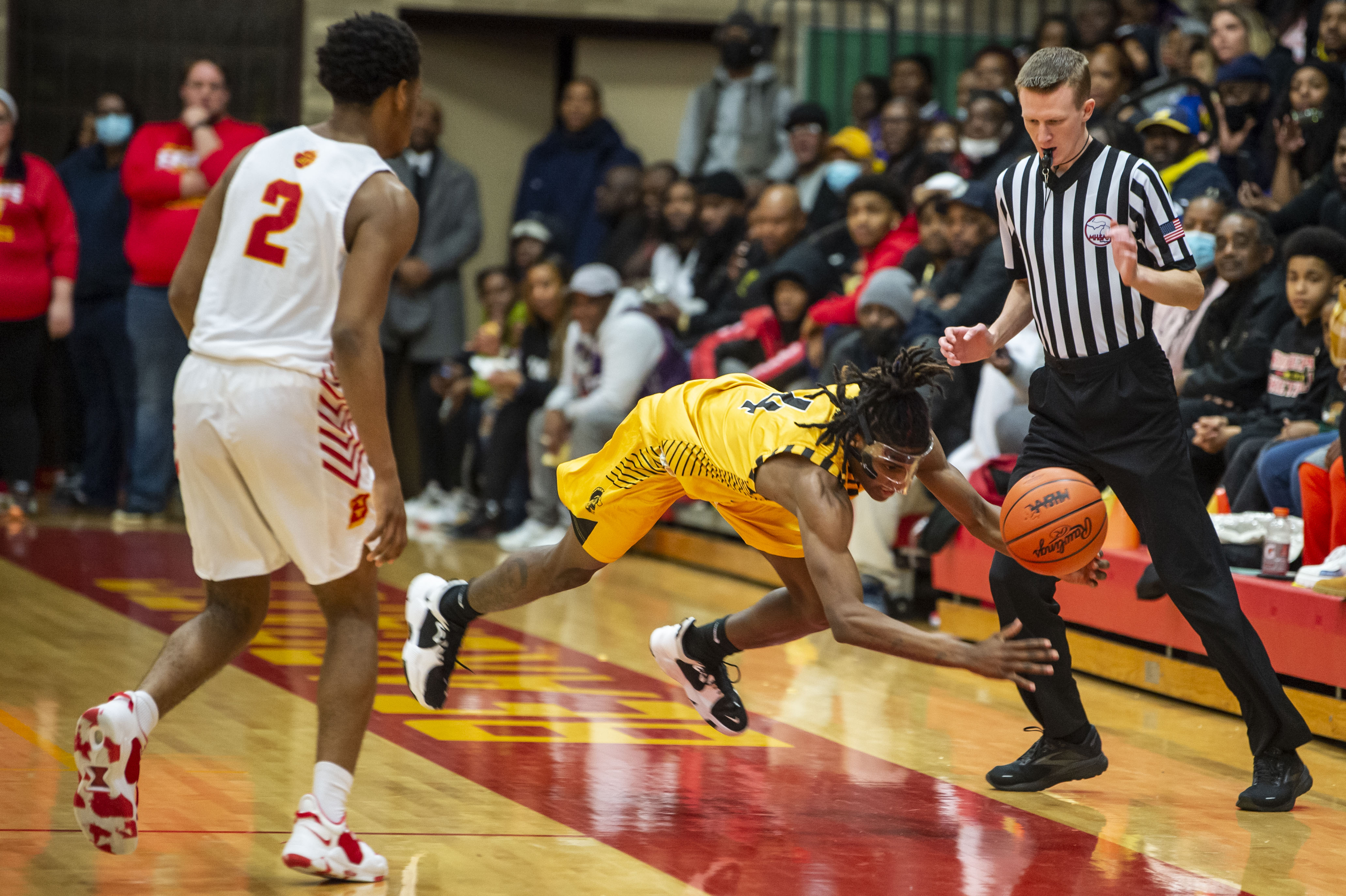 Saginaw High boys basketball takes down Bridgeport in district ...