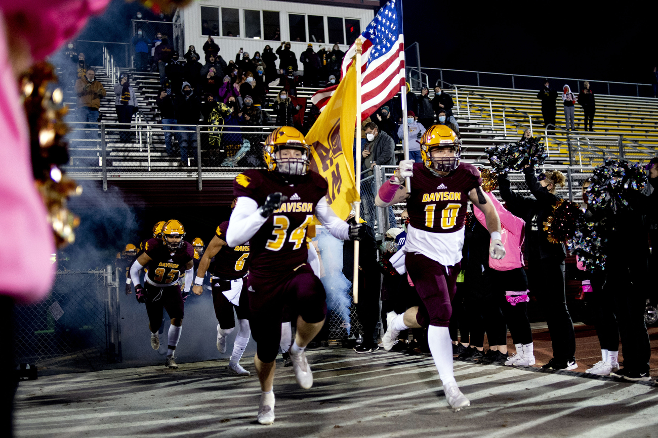 Davison football defeats Lapeer 47-6 - mlive.com