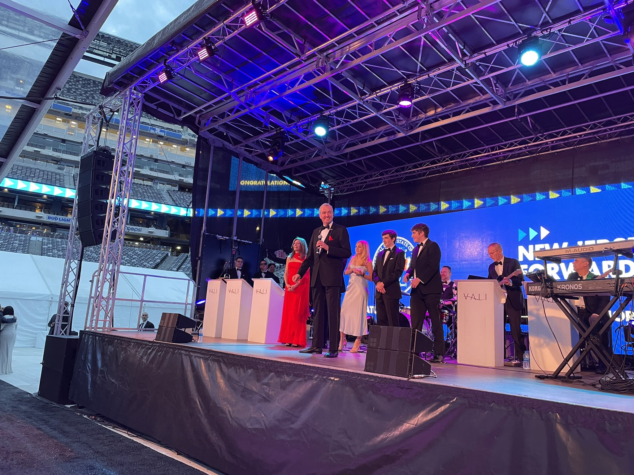 Barbara Vernieri's Instagram, Twitter & Facebook on IDCrawl