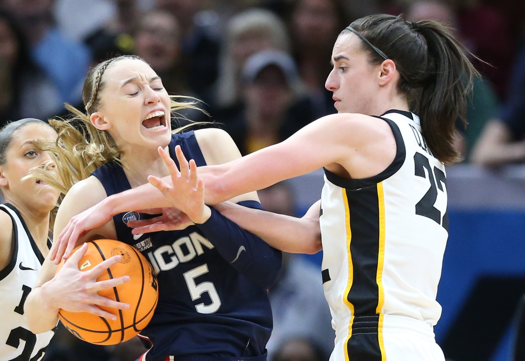 Iowa vs. UConn in Women's Final Four semifinal game, April 5, 2024 ...
