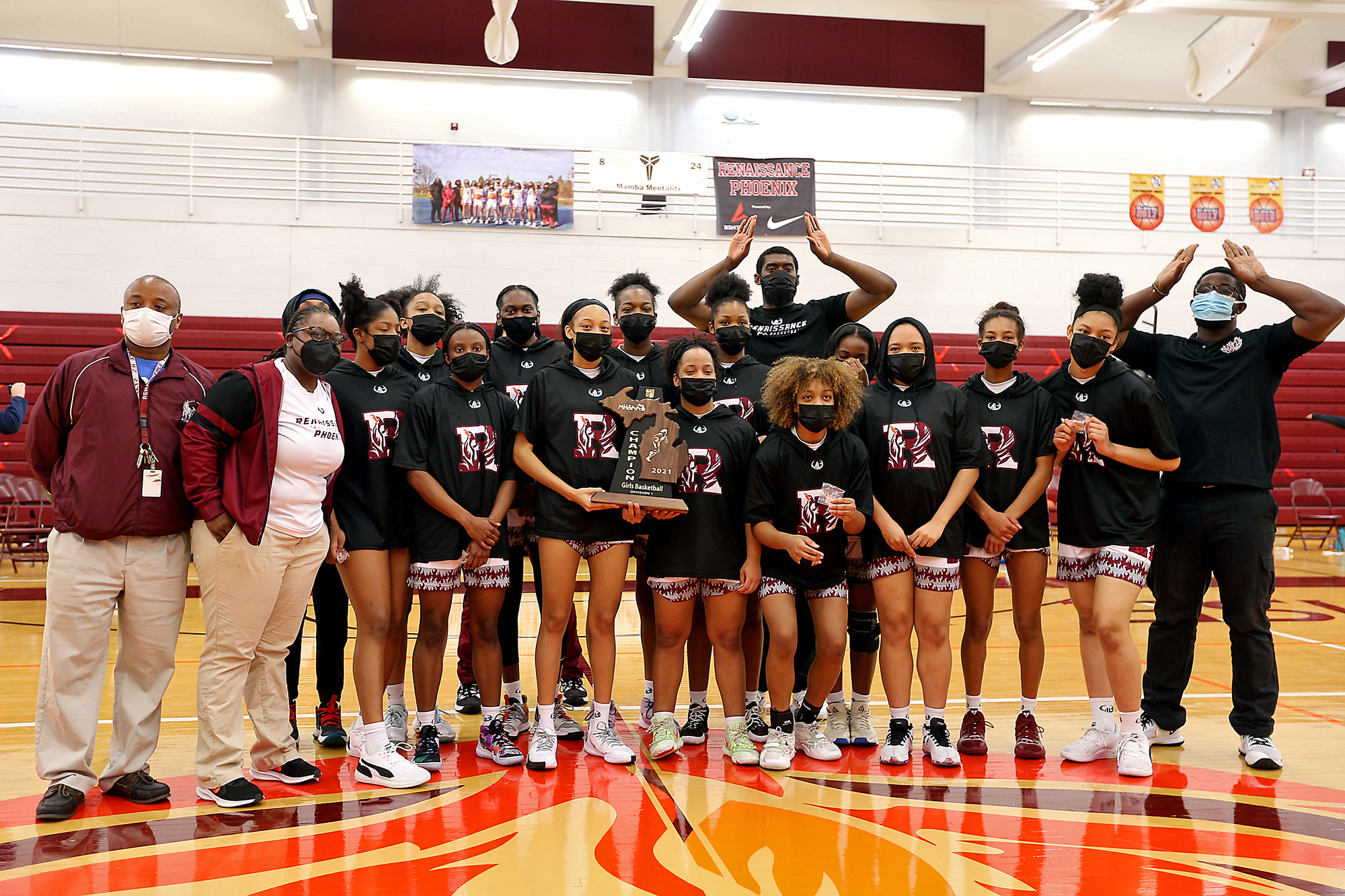 MHSAA basketball: Detroit Renaissance vs. Farmington Hills Mercy ...