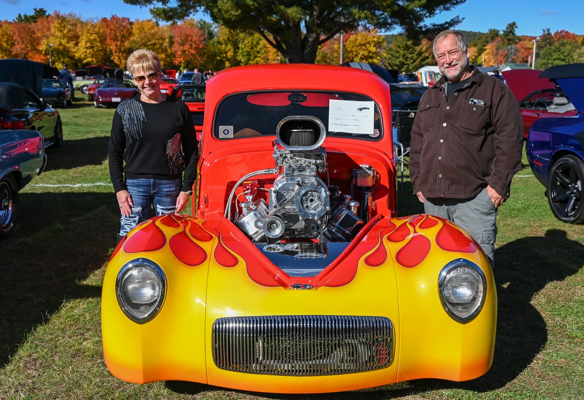 Brimfield Auto Show draws hundreds of enthusiasts (photos) - masslive.com