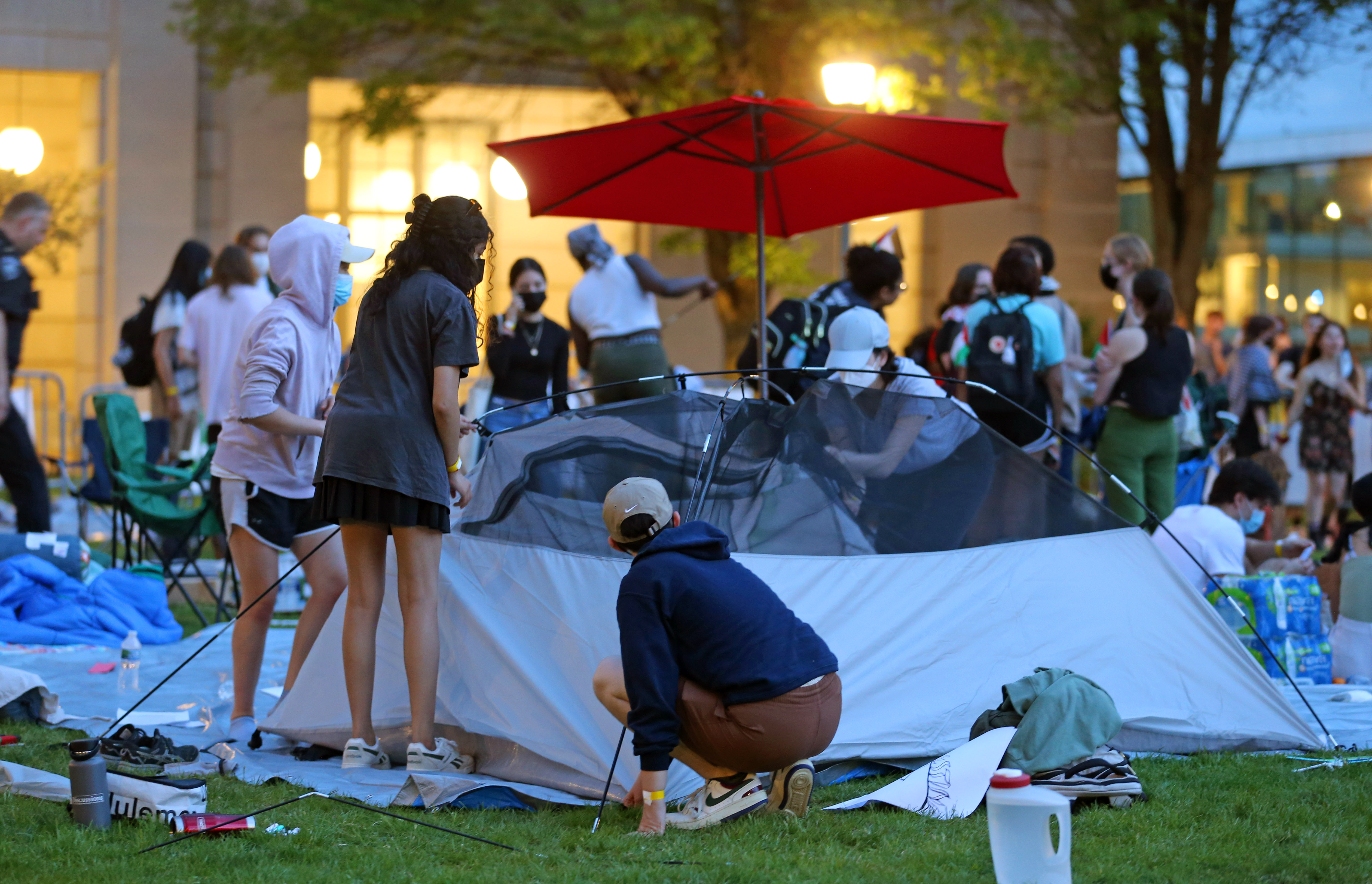 Pro-Palestine demonstrators stay the night at Case Western Reserve ...