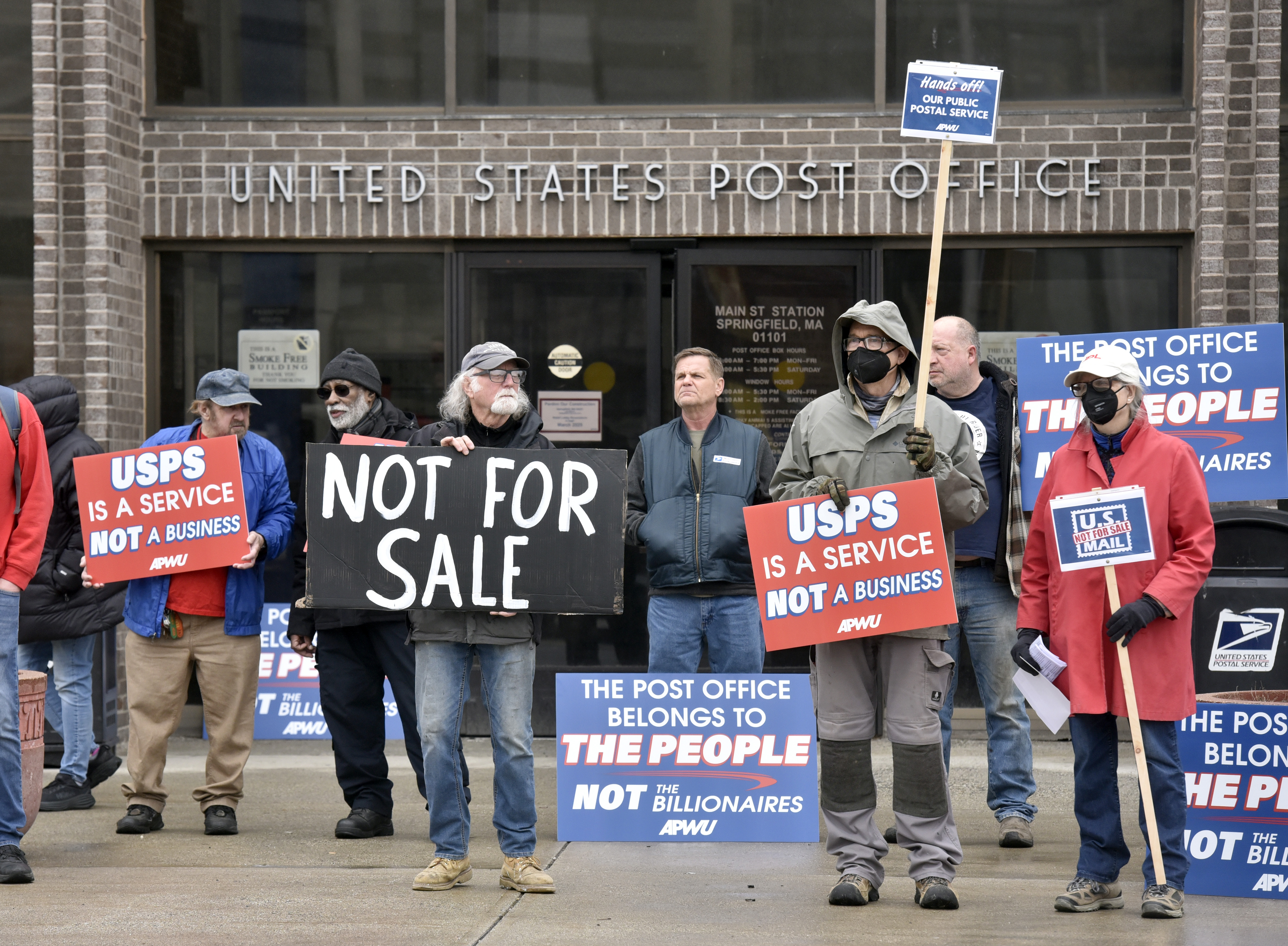 Postal workers rally to protest privatization - masslive.com