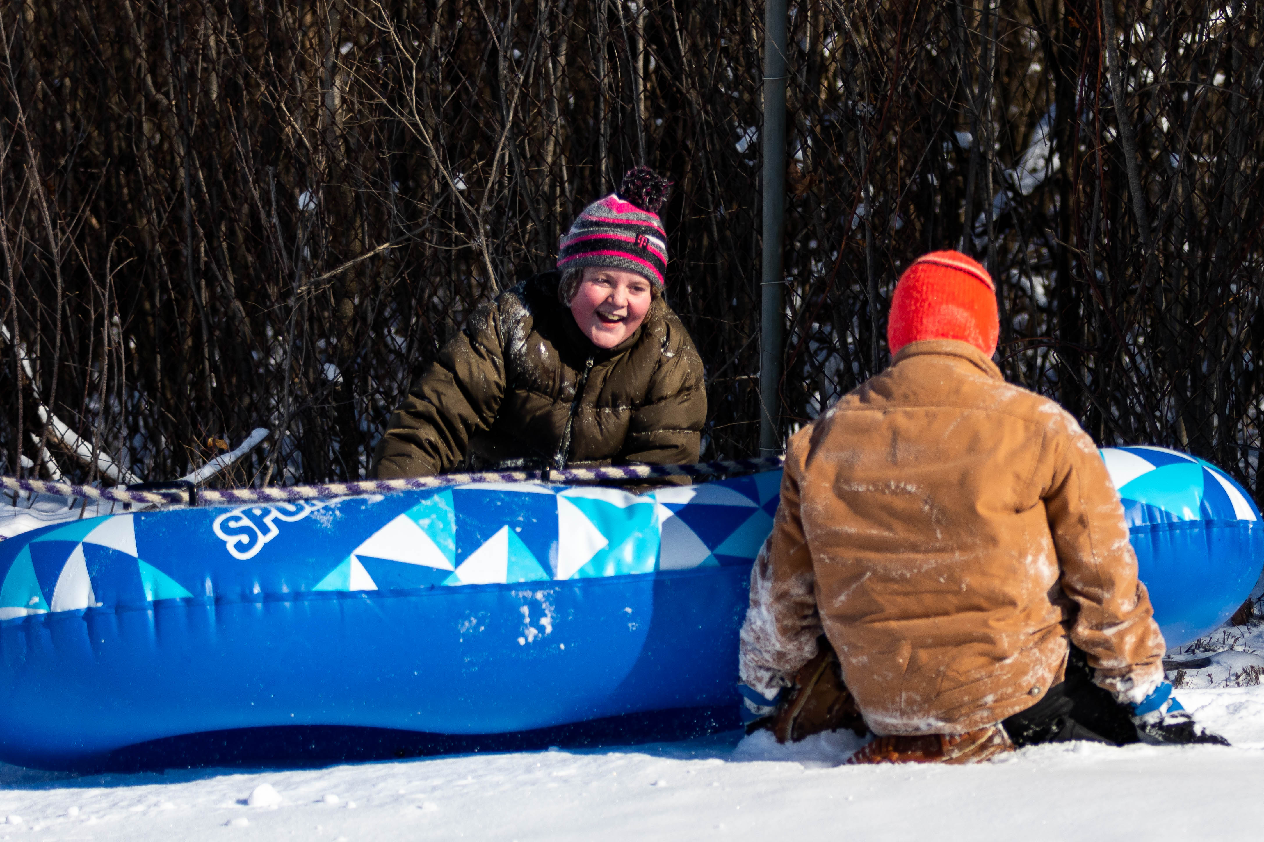Grand Blanc area children spend morning sledding at Creasey ...