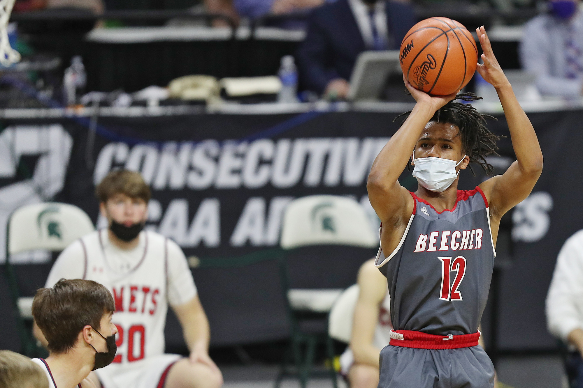 MHSAA Division 3 boys basketball semifinal: Flint Beecher vs. Hanover ...