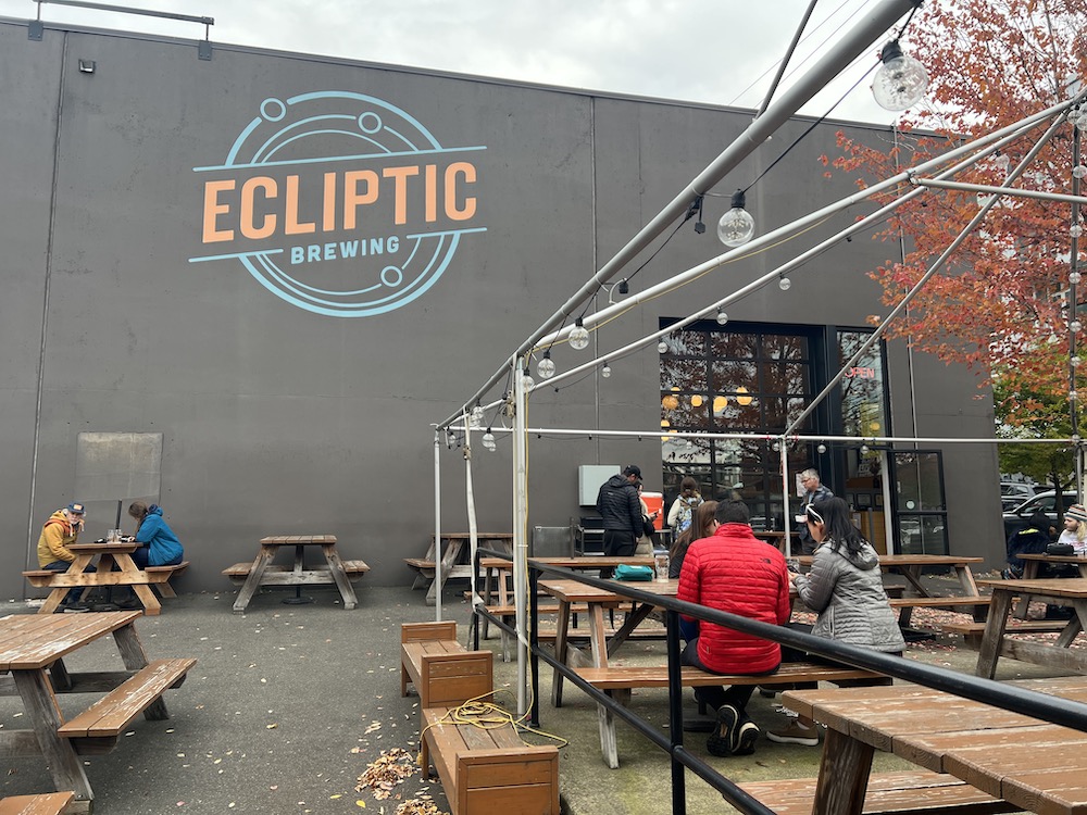 Von Ebert Brewing buys Ecliptic Brewing's Mothership location - oregonlive.com