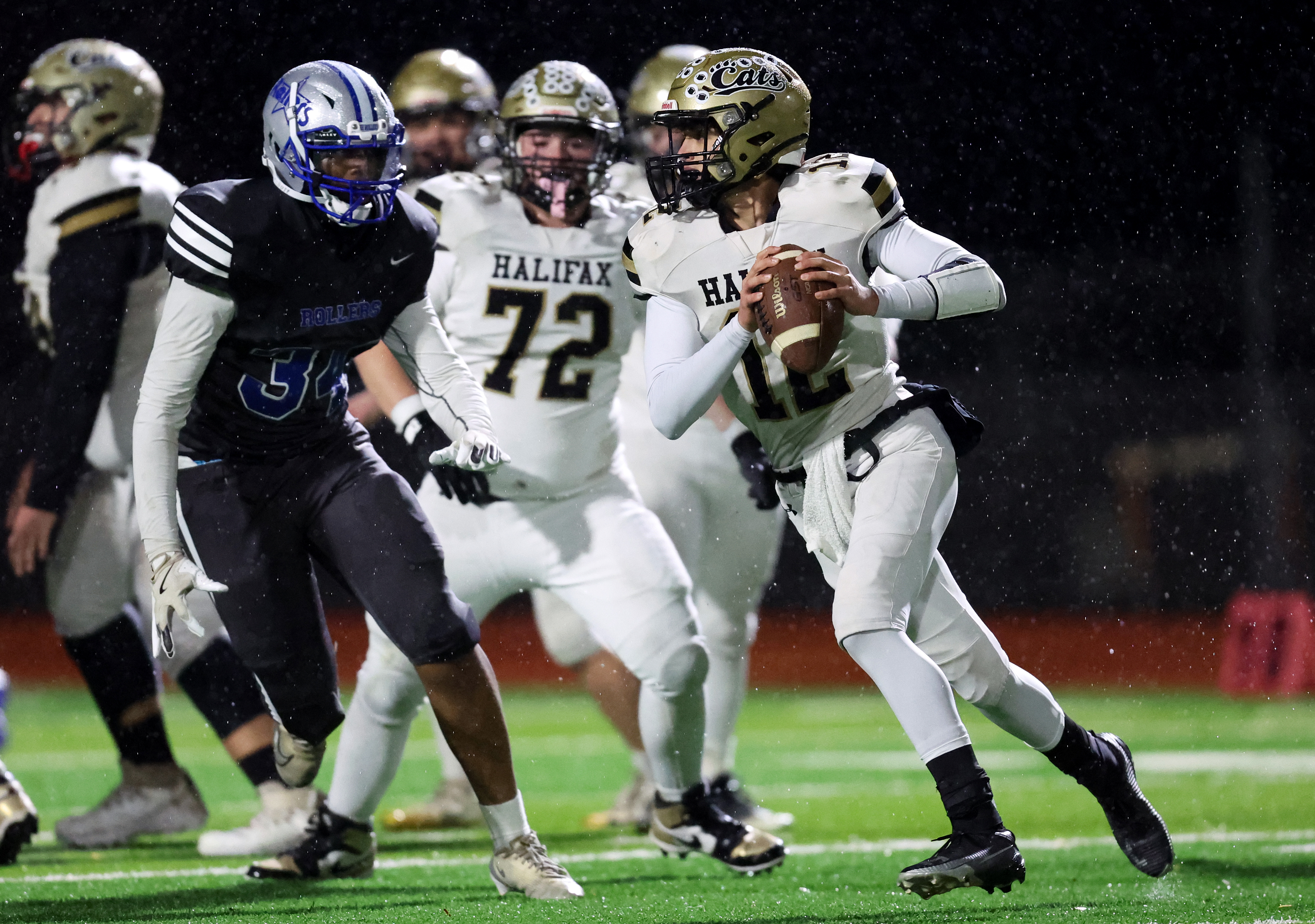 Halifax vs. Steel-High in District 3 2A final of football championships ...