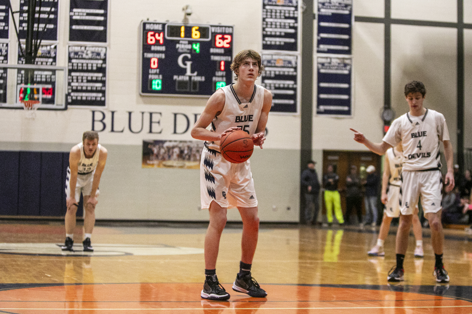Gull Lake boys varsity basketball defeats Kalamazoo Central - mlive.com