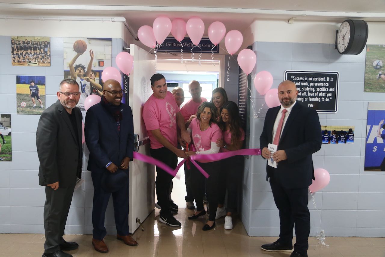 I.S. 7 opens new wellness room dedicated to former principal - silive.com