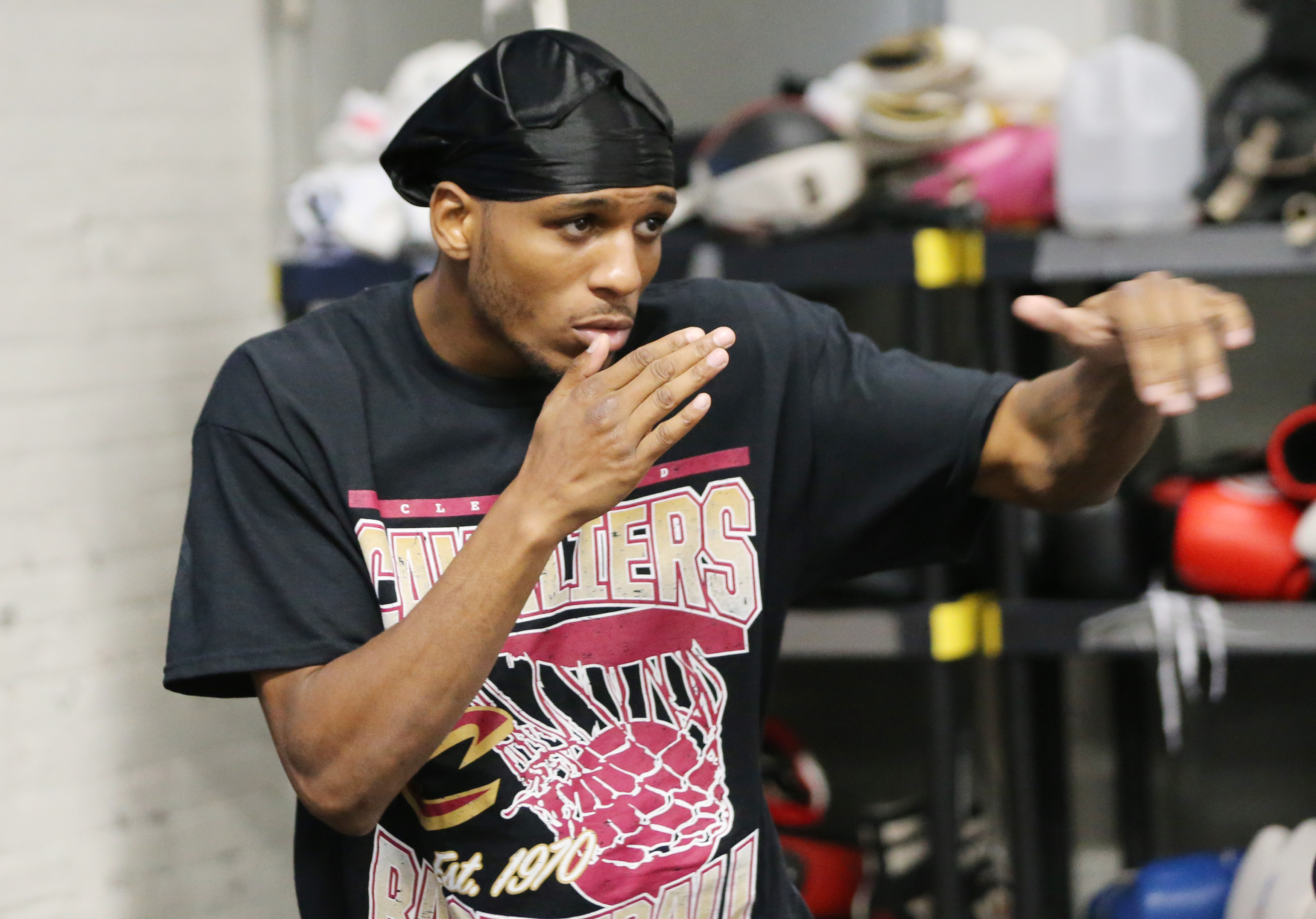 Boxer Montana Love works out with undercards preparing for hometown ...