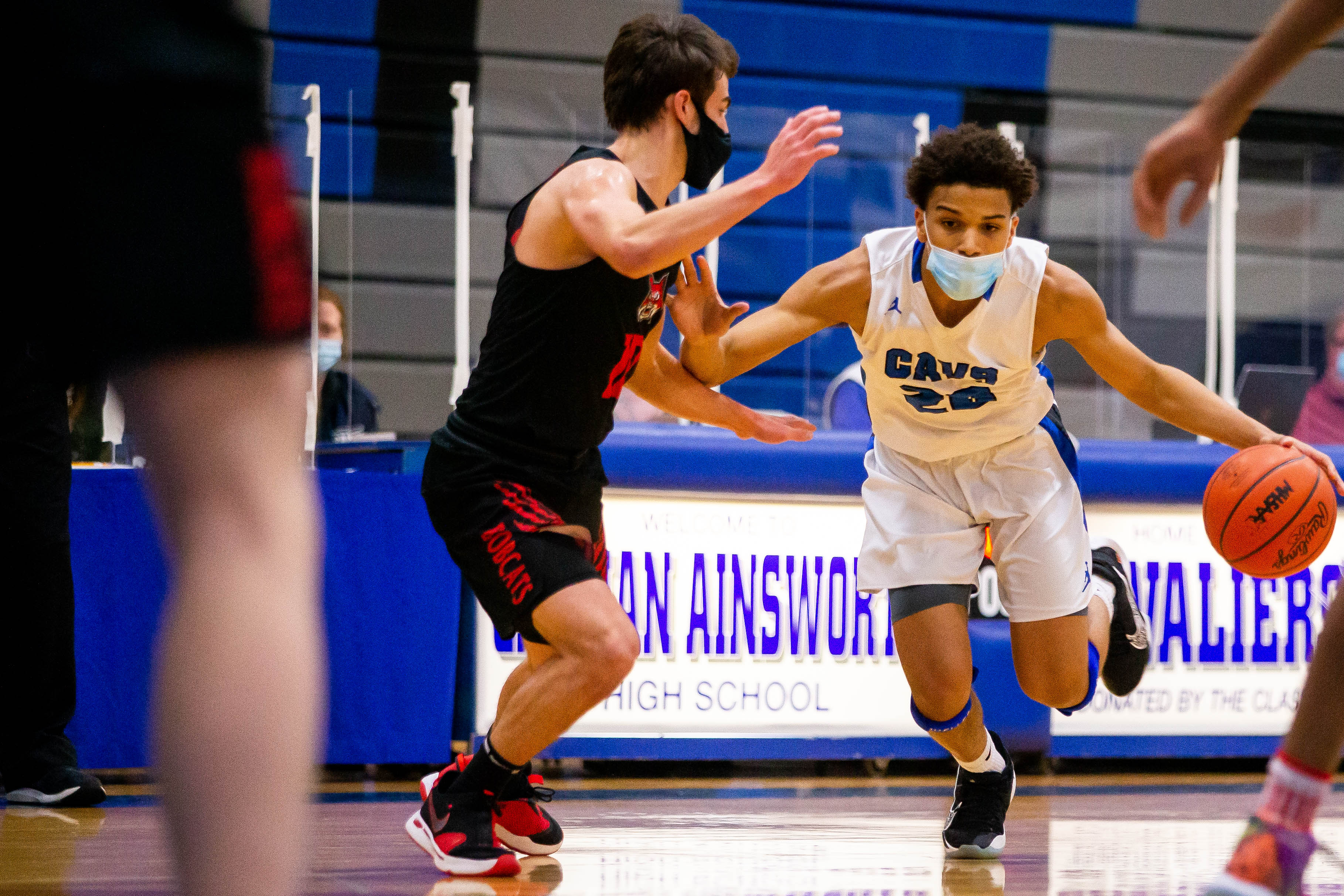 Grand Blanc varsity boys basketball at Carman-Ainsworth - mlive.com