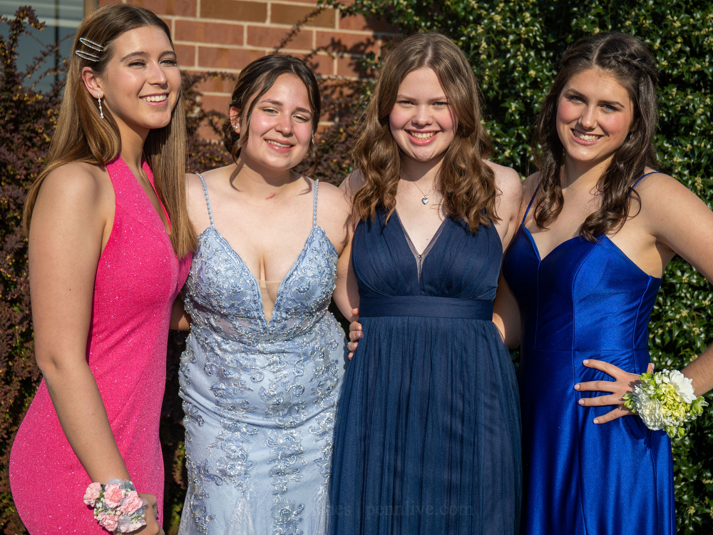 Camp Hill's 2022 prom photo gallery - pennlive.com