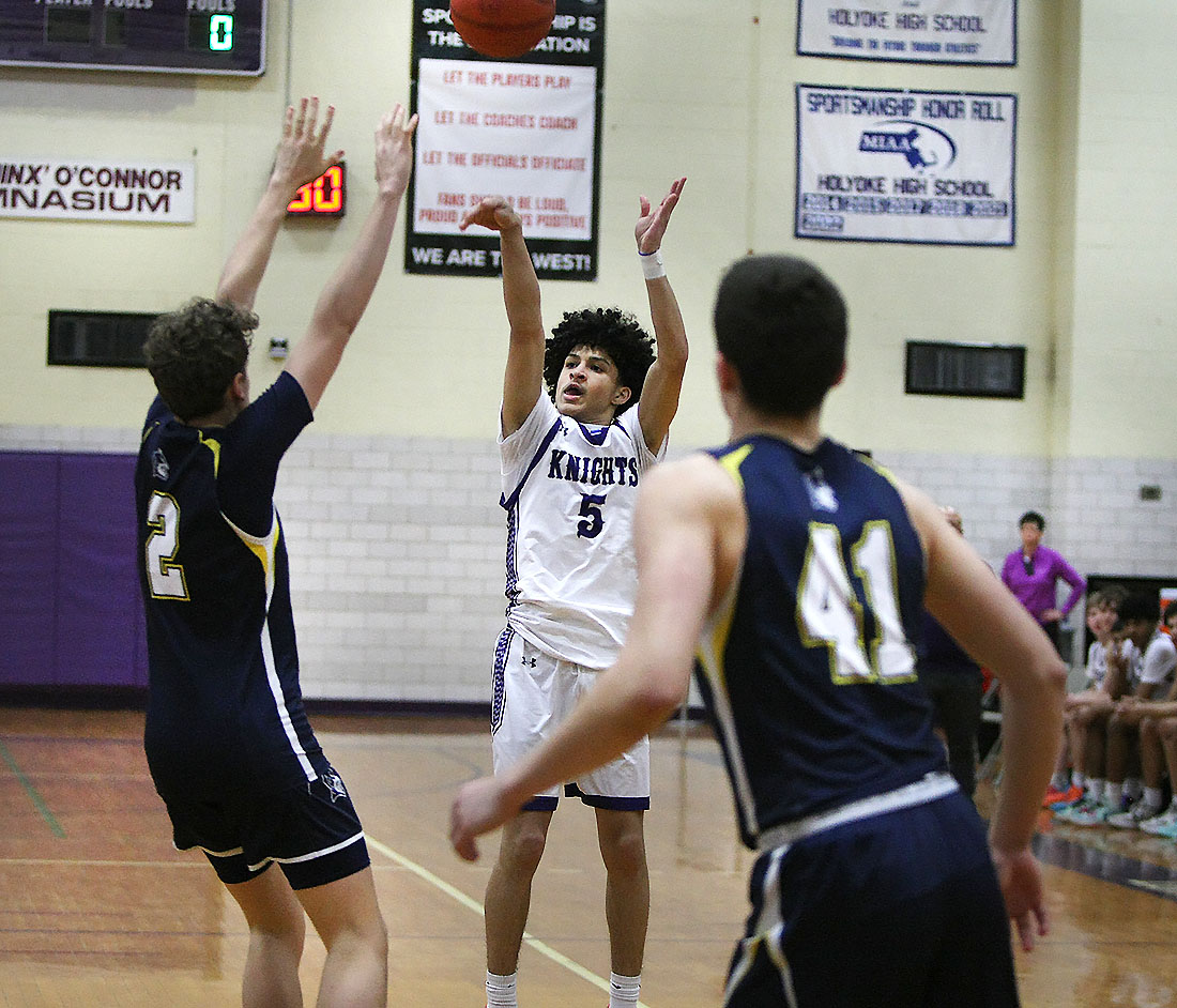 Northampton vs Holyoke boys Basketball 2/2/24 - masslive.com