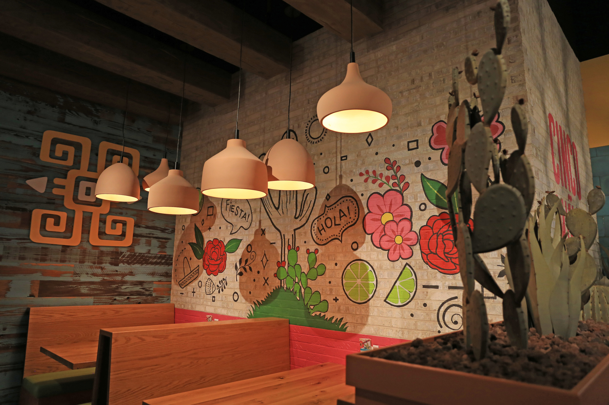 Kalahari Resort shows off new restaurants, water slide - cleveland.com