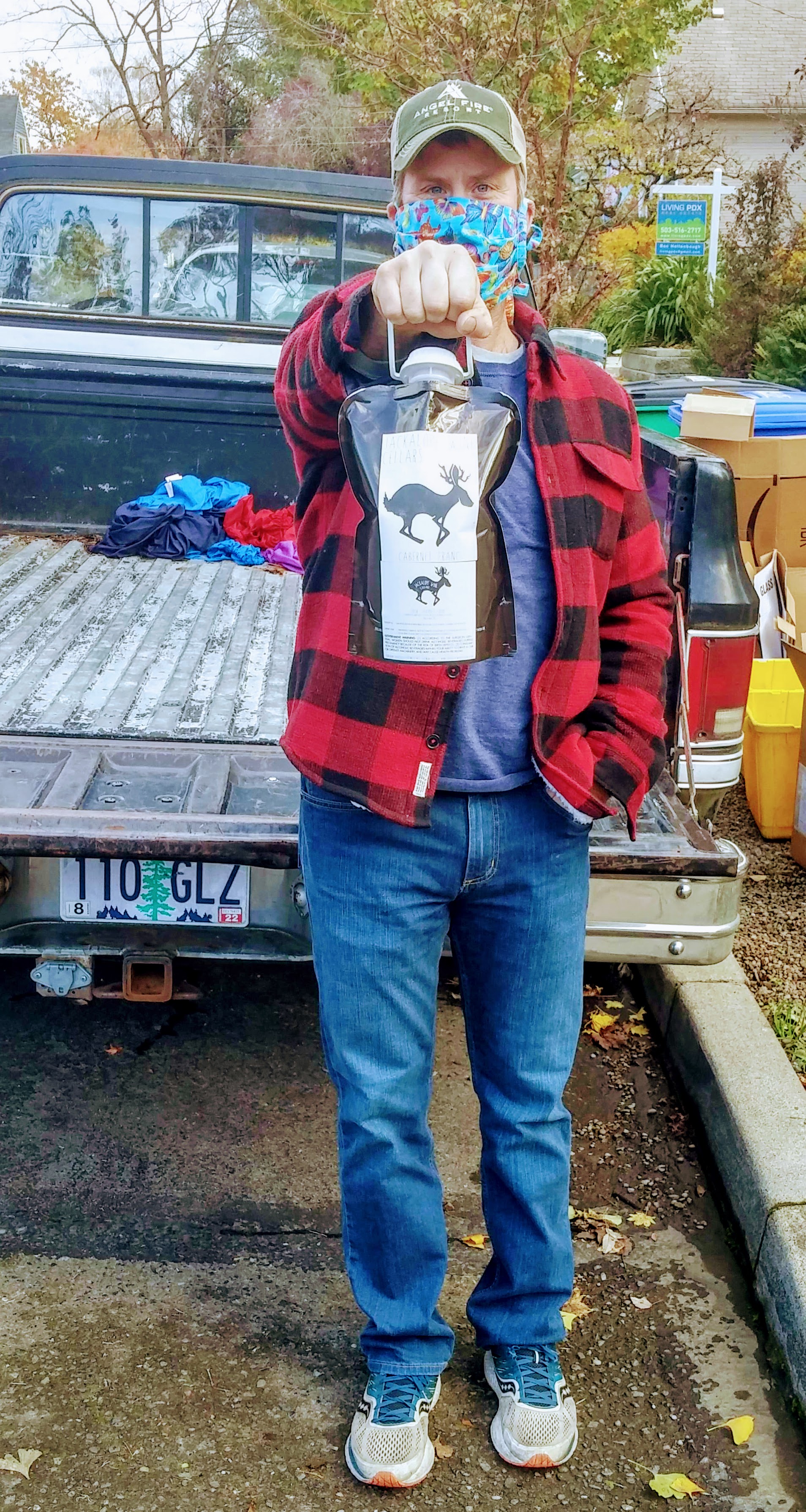 Oregon wines sold in lightweight pouches - oregonlive.com