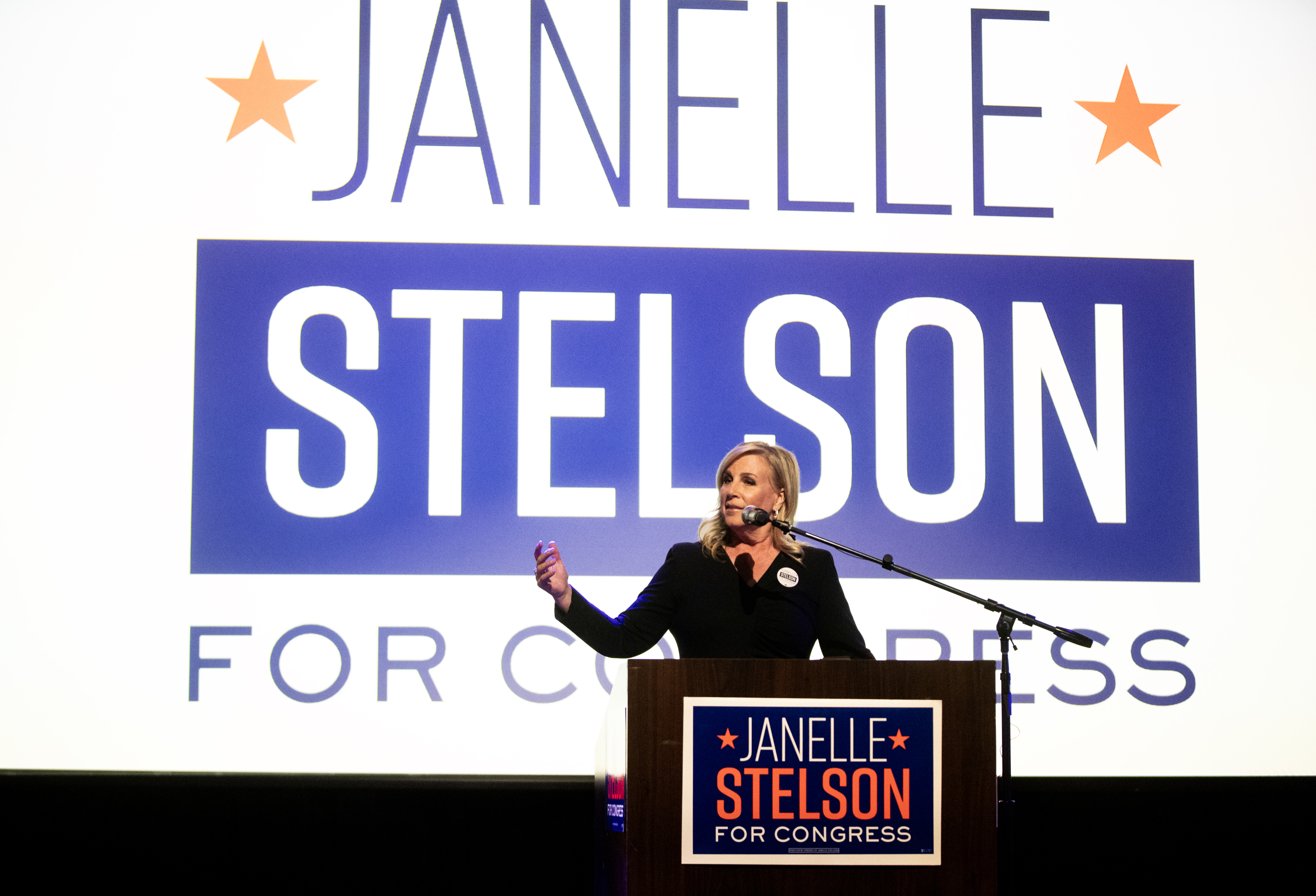 10th Congressional District race between Janelle Stelson and Scott ...