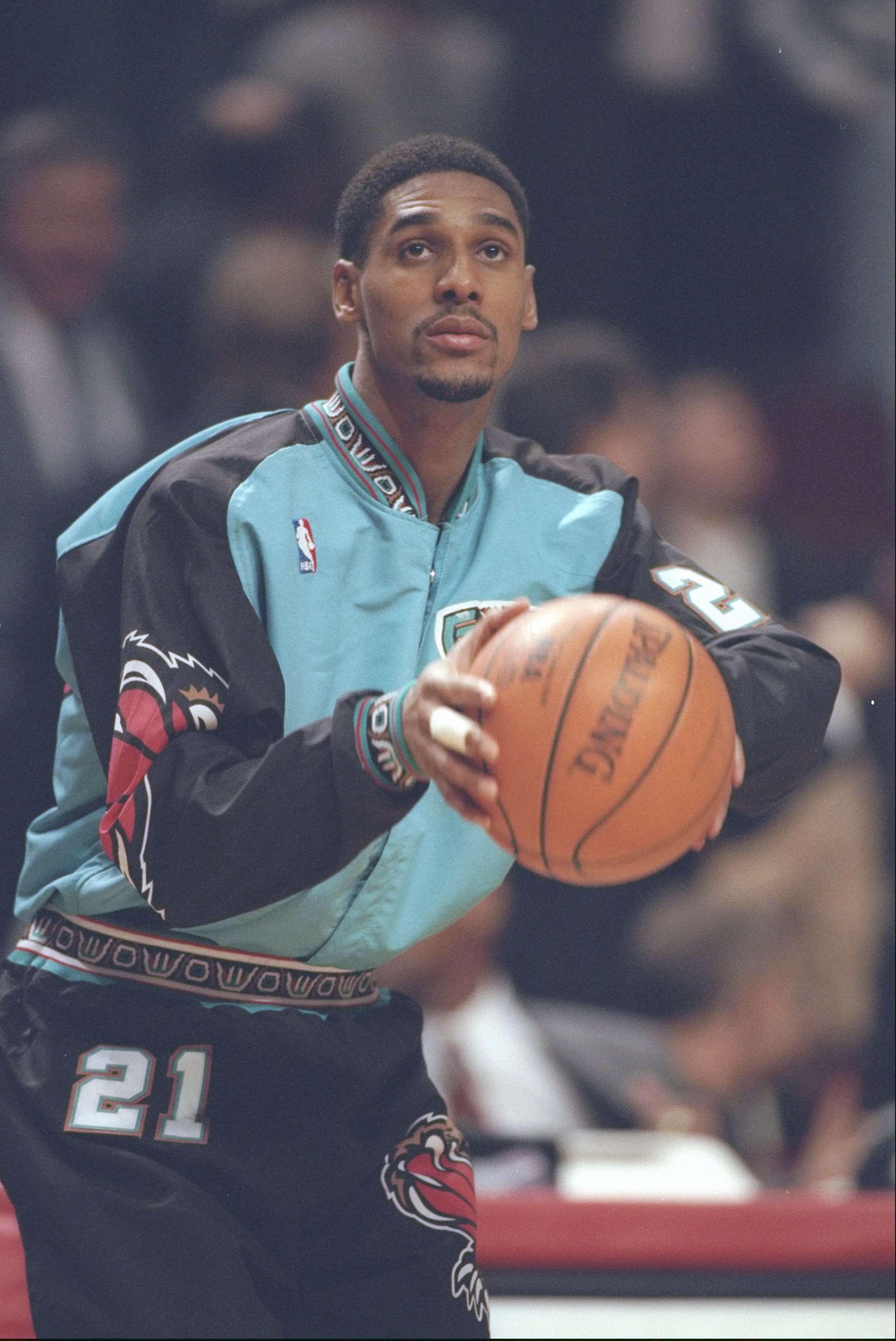 Lawrence Moten, Syracuse basketball's all-time scoring leader, has died ...