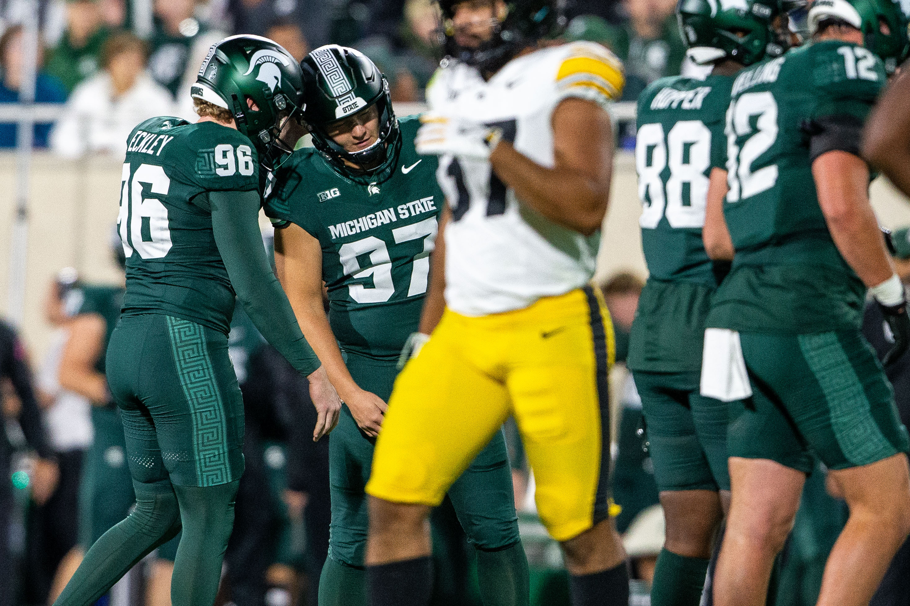 Michigan State hosts Iowa in old school Big Ten showdown - mlive.com