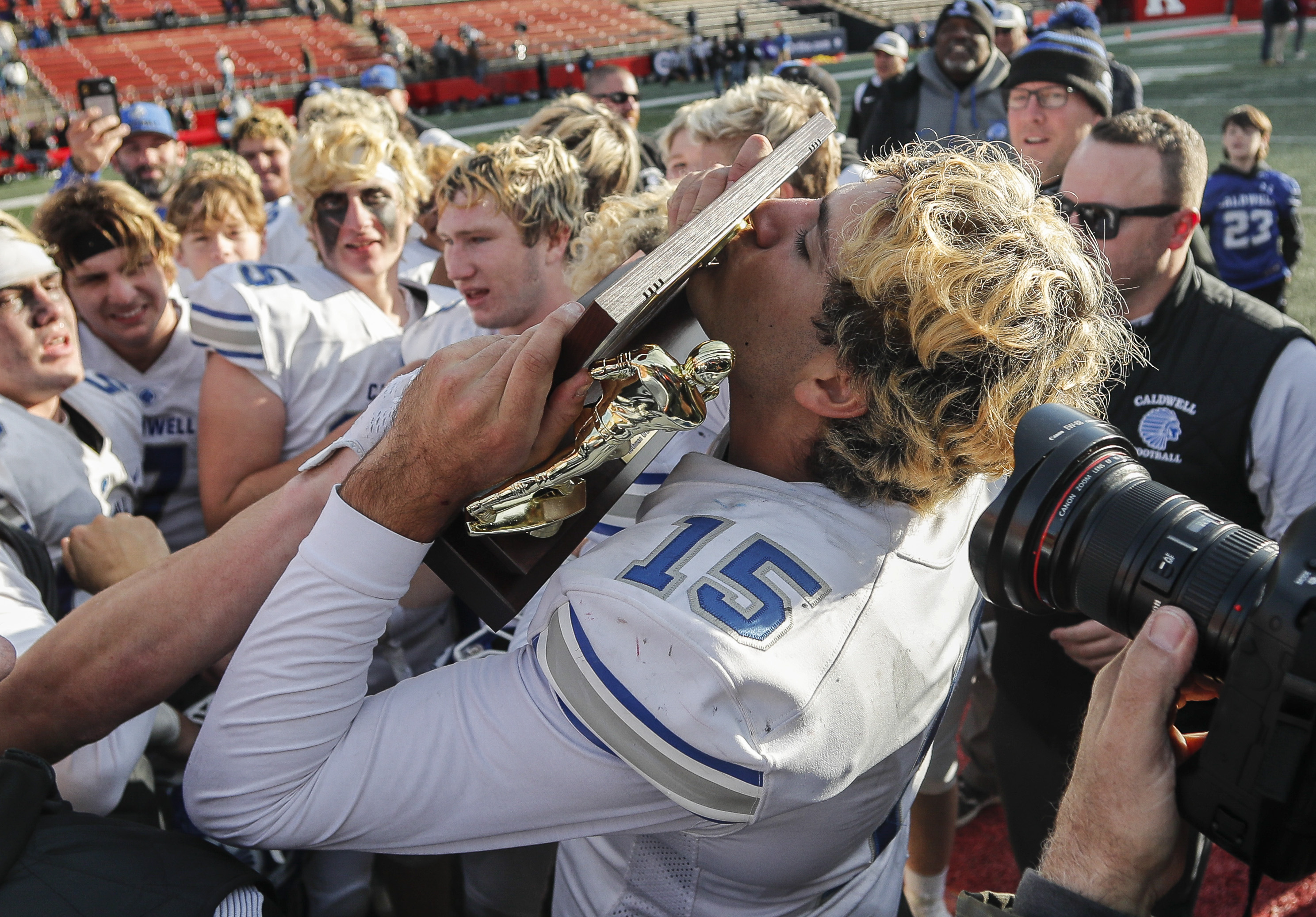 Football: NJSIAA Group 2 Championship, Caldwell vs. Rumson-Fair Haven ...