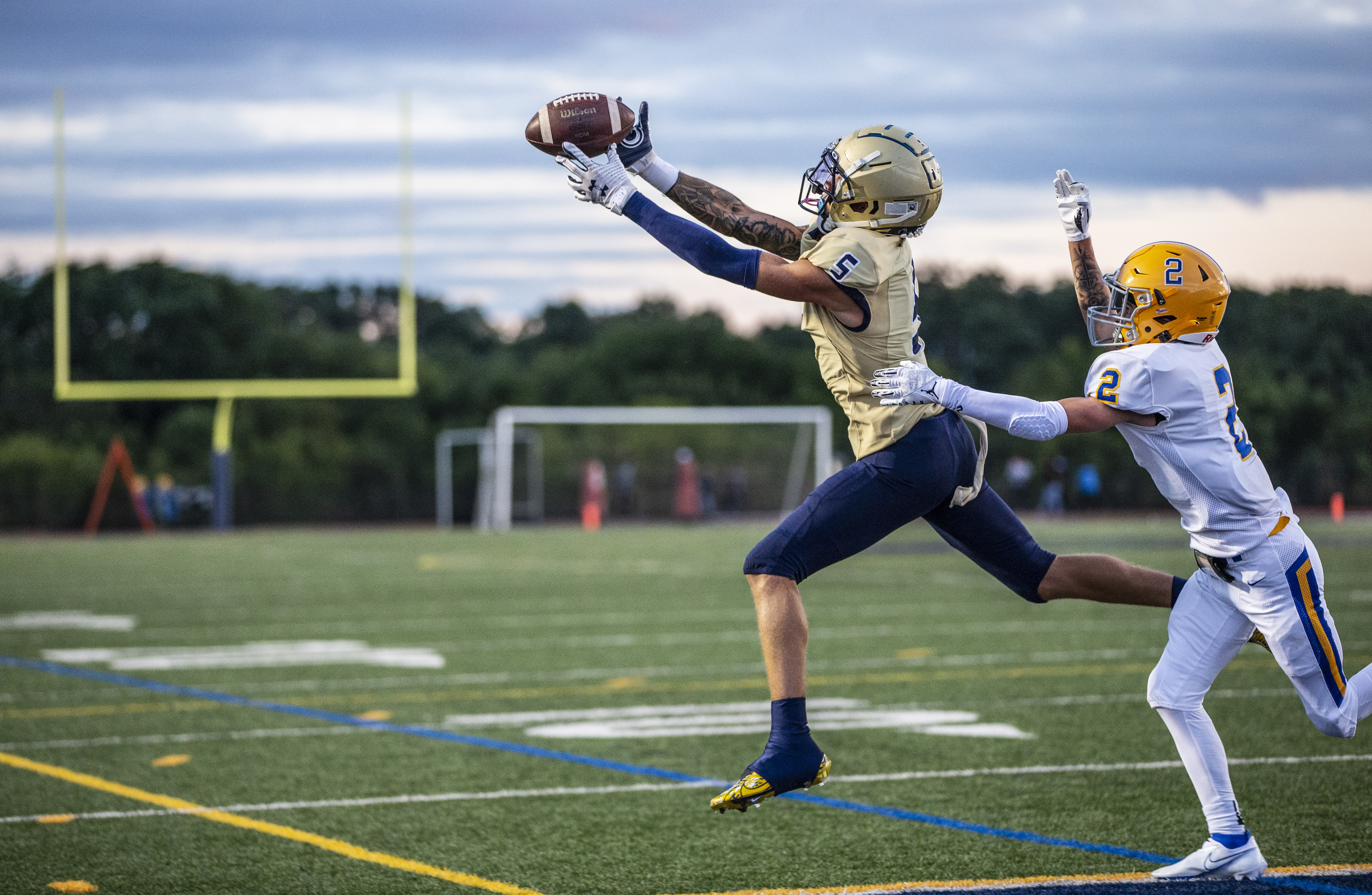 Bishop McDevitt vs Middletown in high school football - pennlive.com