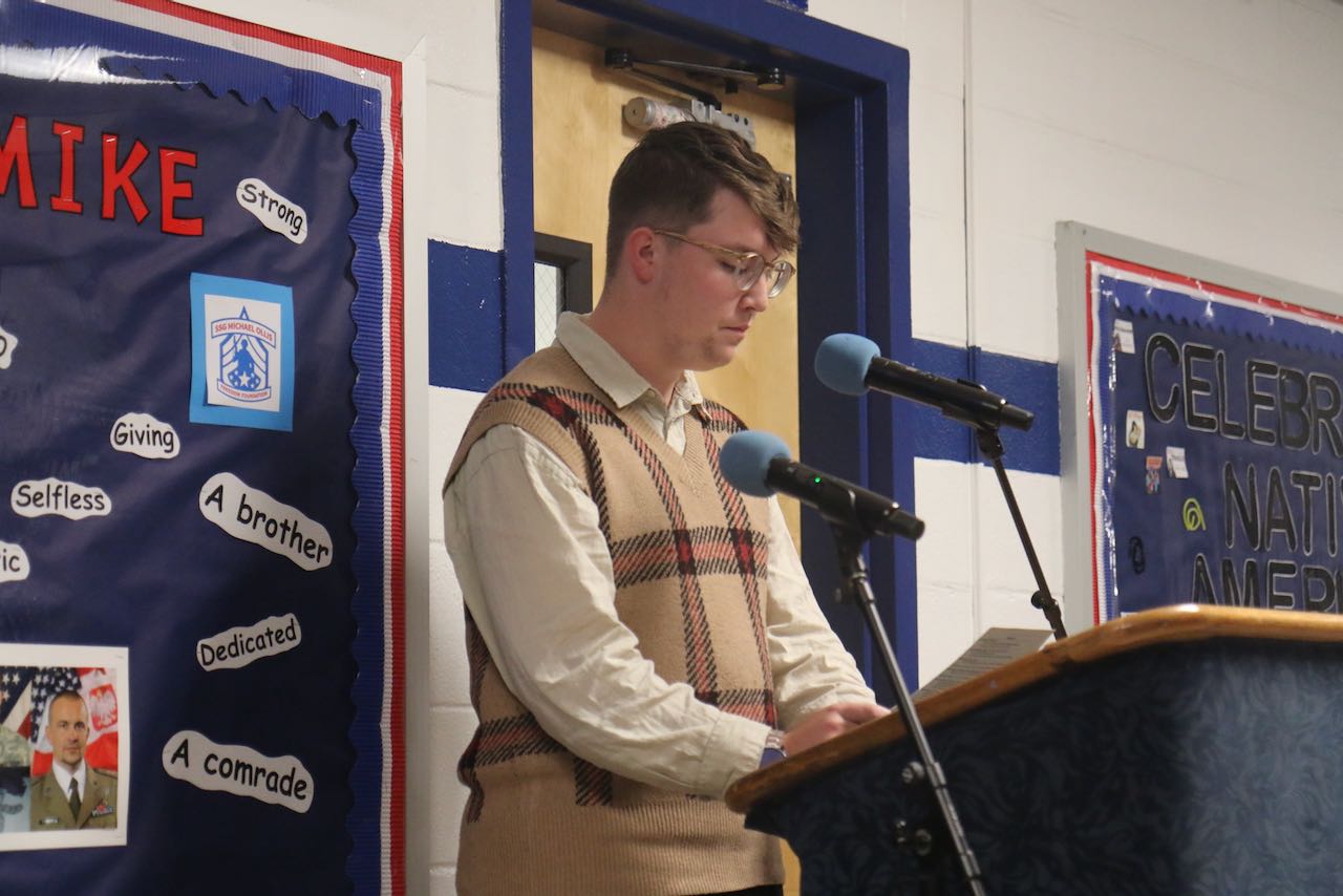 Heroic soldier Michael Ollis remembered in memorial at Staten Island ...