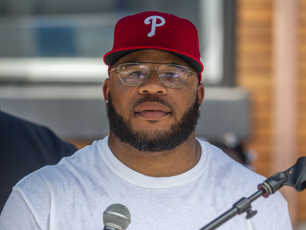 Helen Stackhouse's Instagram, Twitter & Facebook on IDCrawl