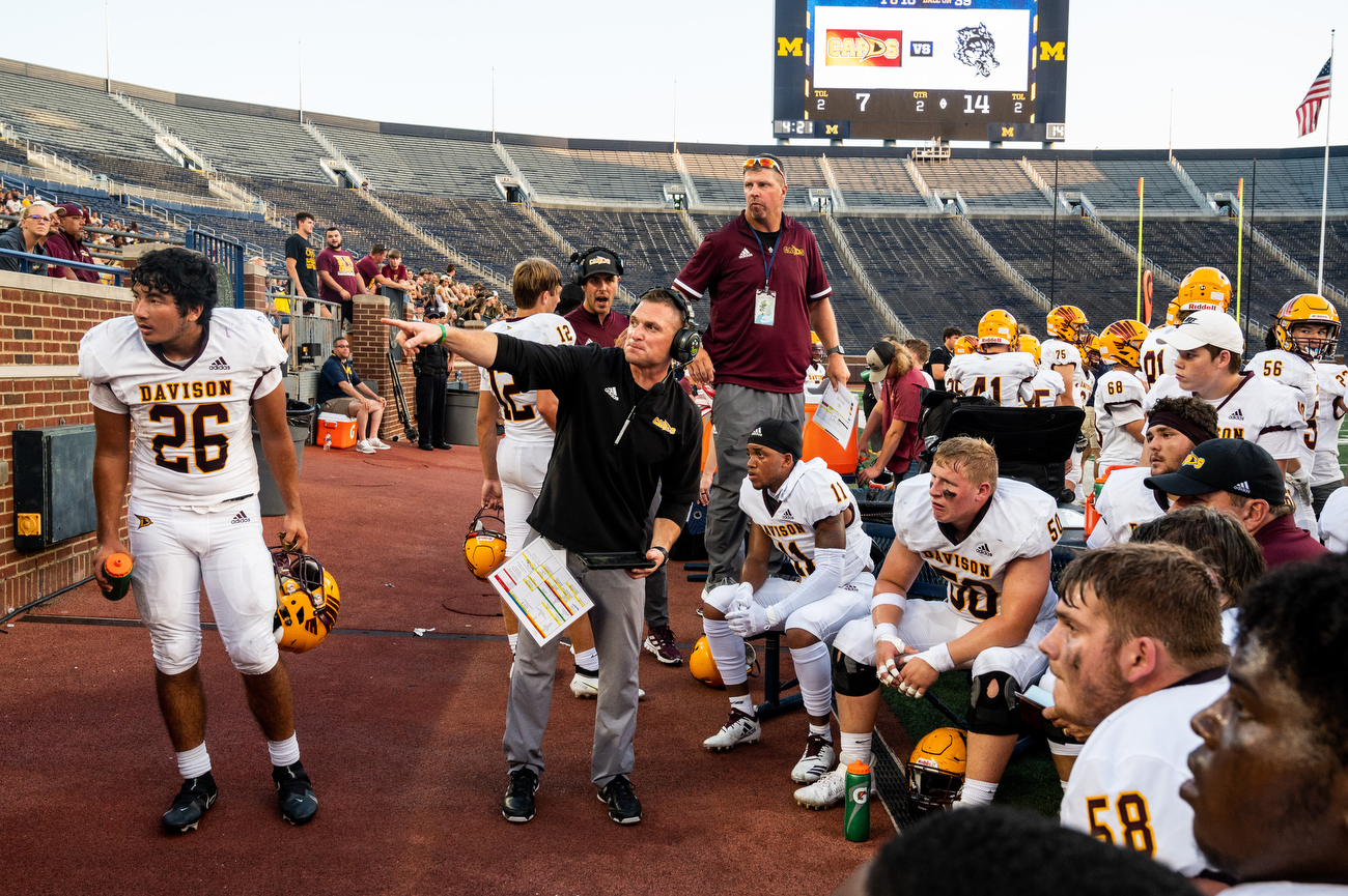 Clarkston vs. Davison football at the Big House - mlive.com