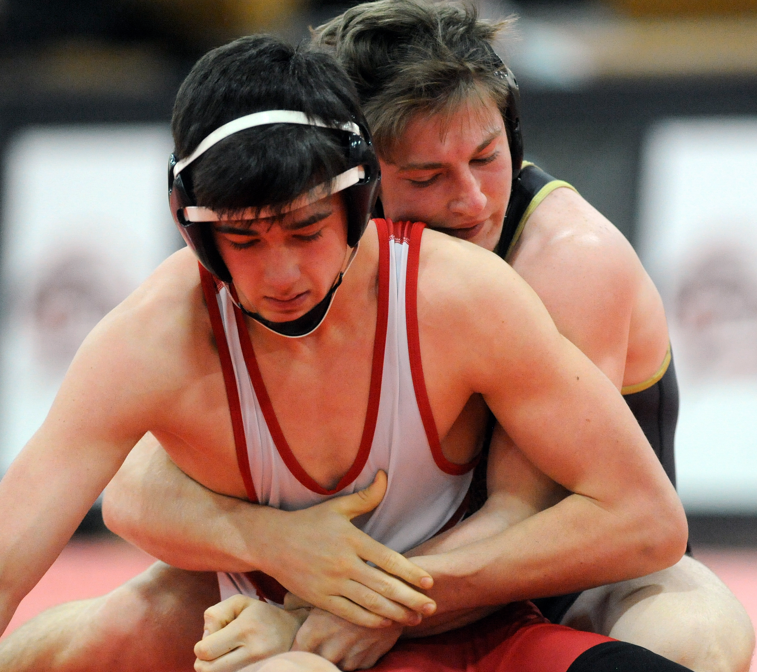 Wrestling Paramus Catholic at Delsea - nj.com