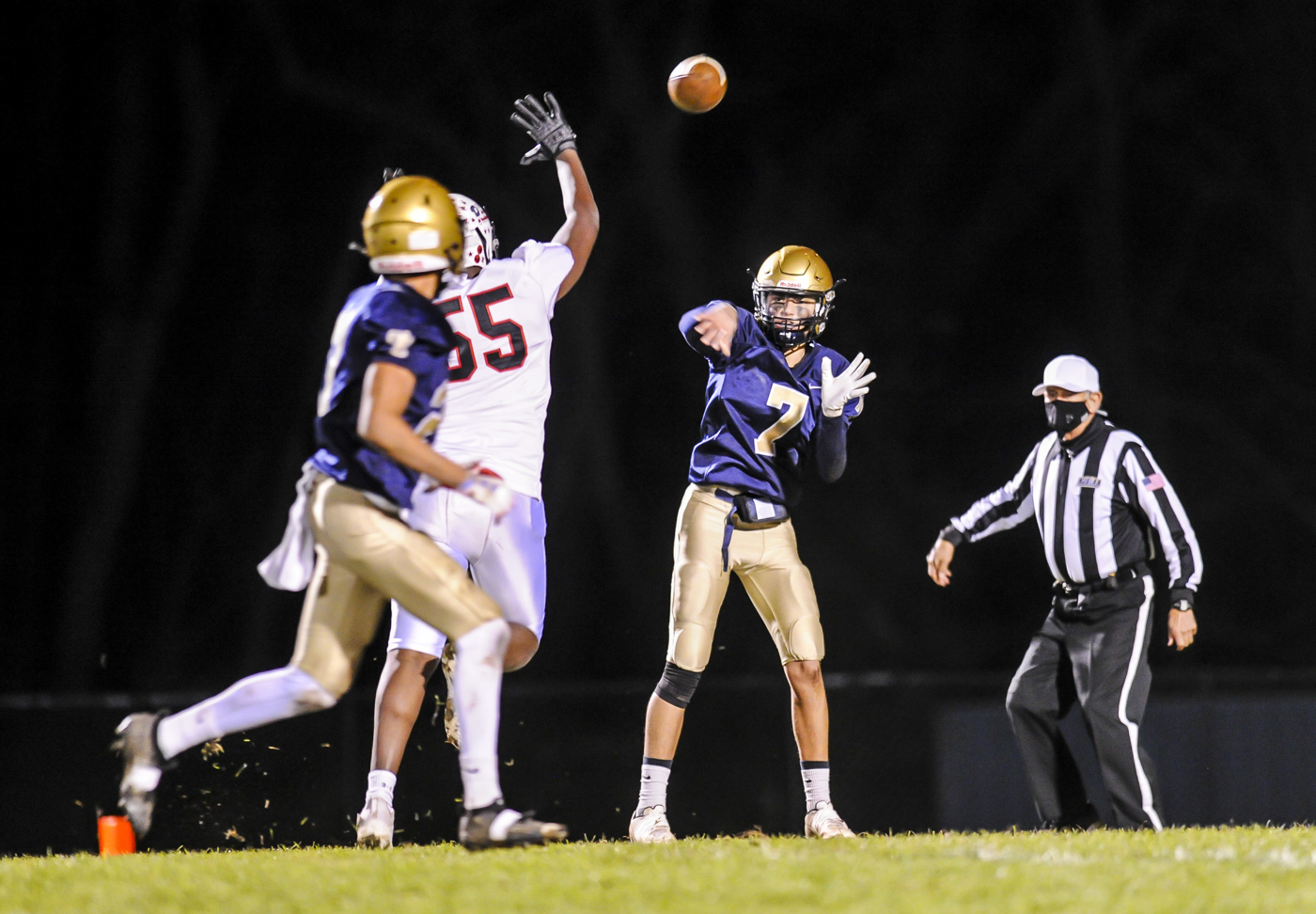 Robbinsville vs New Egypt Football - nj.com