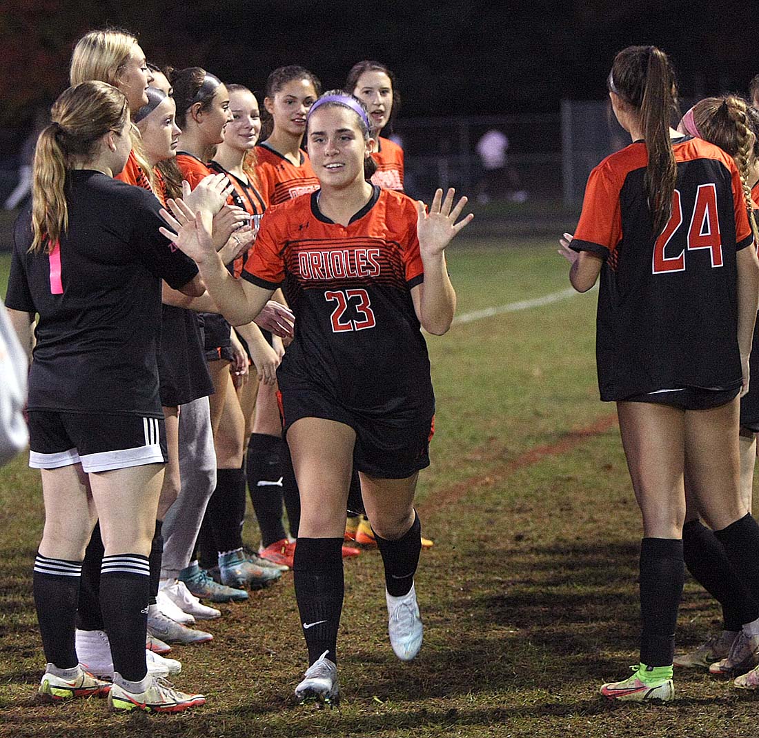 Easthampton vs Belchertown girls Soccer 10/25/22 - masslive.com