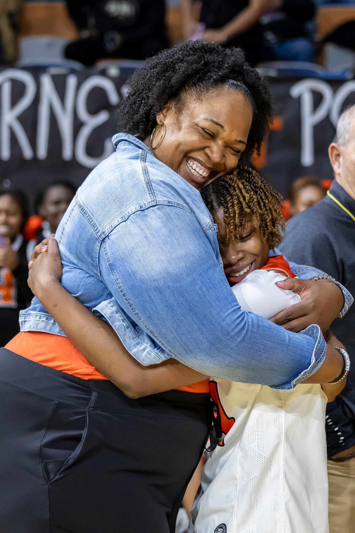 AHSAA Northwest Regional Final Basketball-7A Girls - al.com