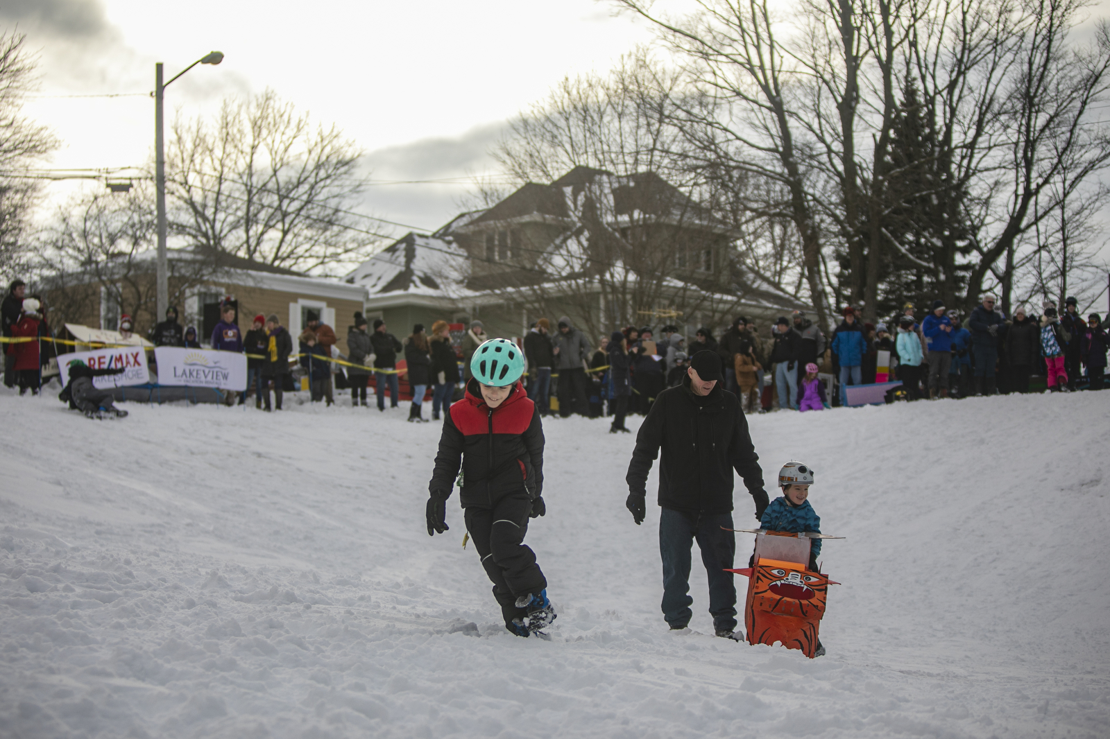 South Haven's Ice Breaker Festival gets community out into the snow ...