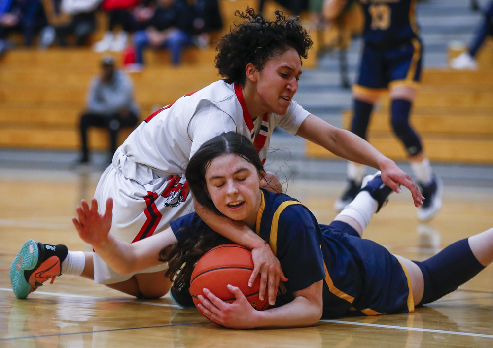 Easton vs. Mount Lebanon in PIAA Class 6A girls basketball ...