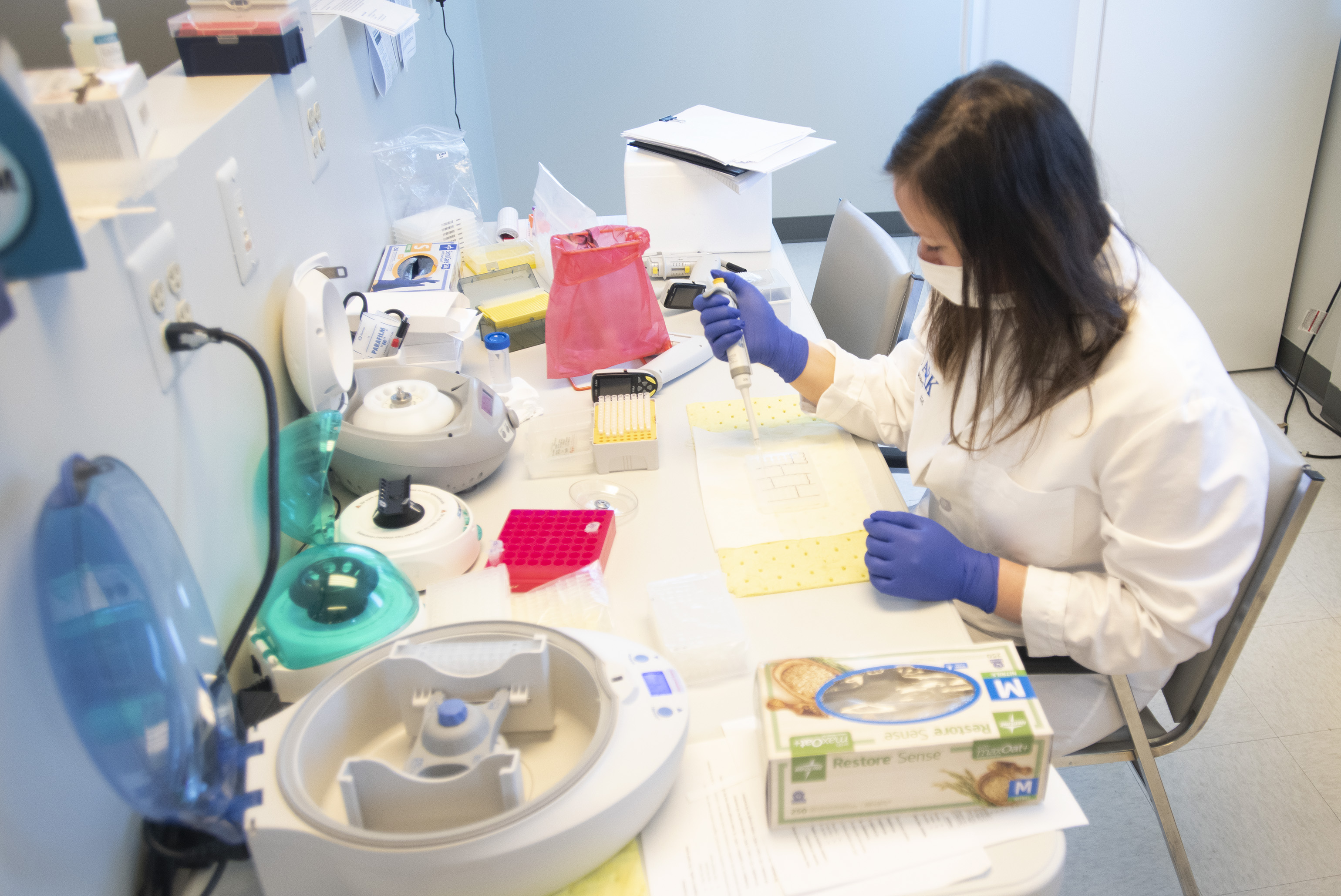 COVID-19 testing at Helix Diagnostics in Oakland County - mlive.com