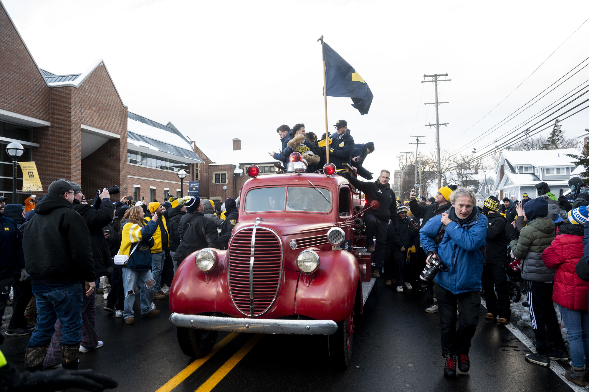 Michigan football celebrated as national champions at parade in Ann ...