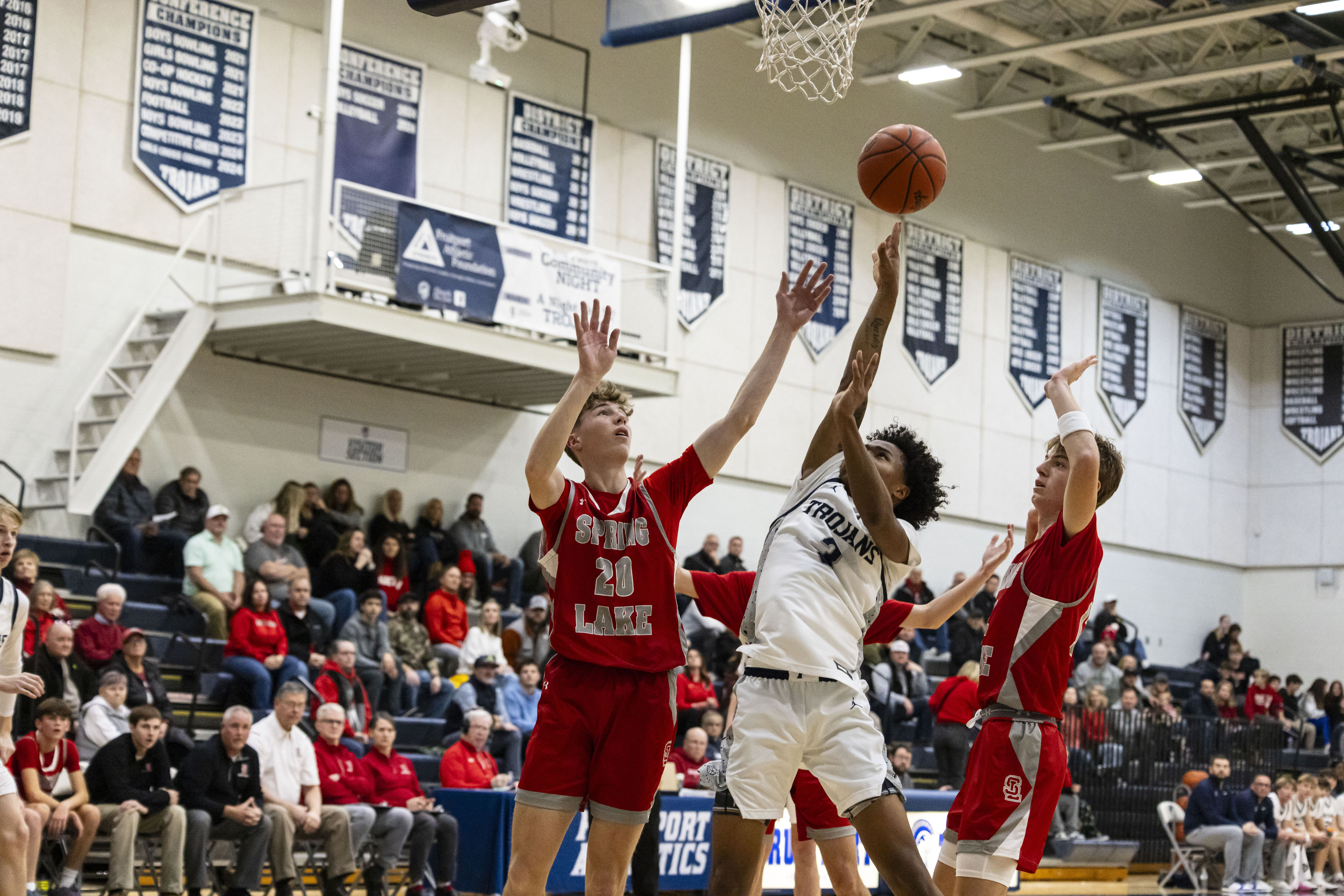Fruitport hosts Spring Lake in high school boys basketball - mlive.com