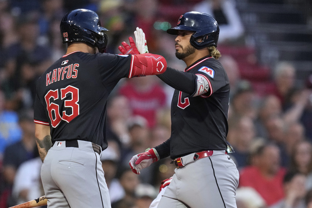 लड़की लड़की च वीडियो