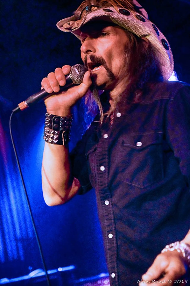 NY bands start petition to protest ban on ticketed events at bars and ...