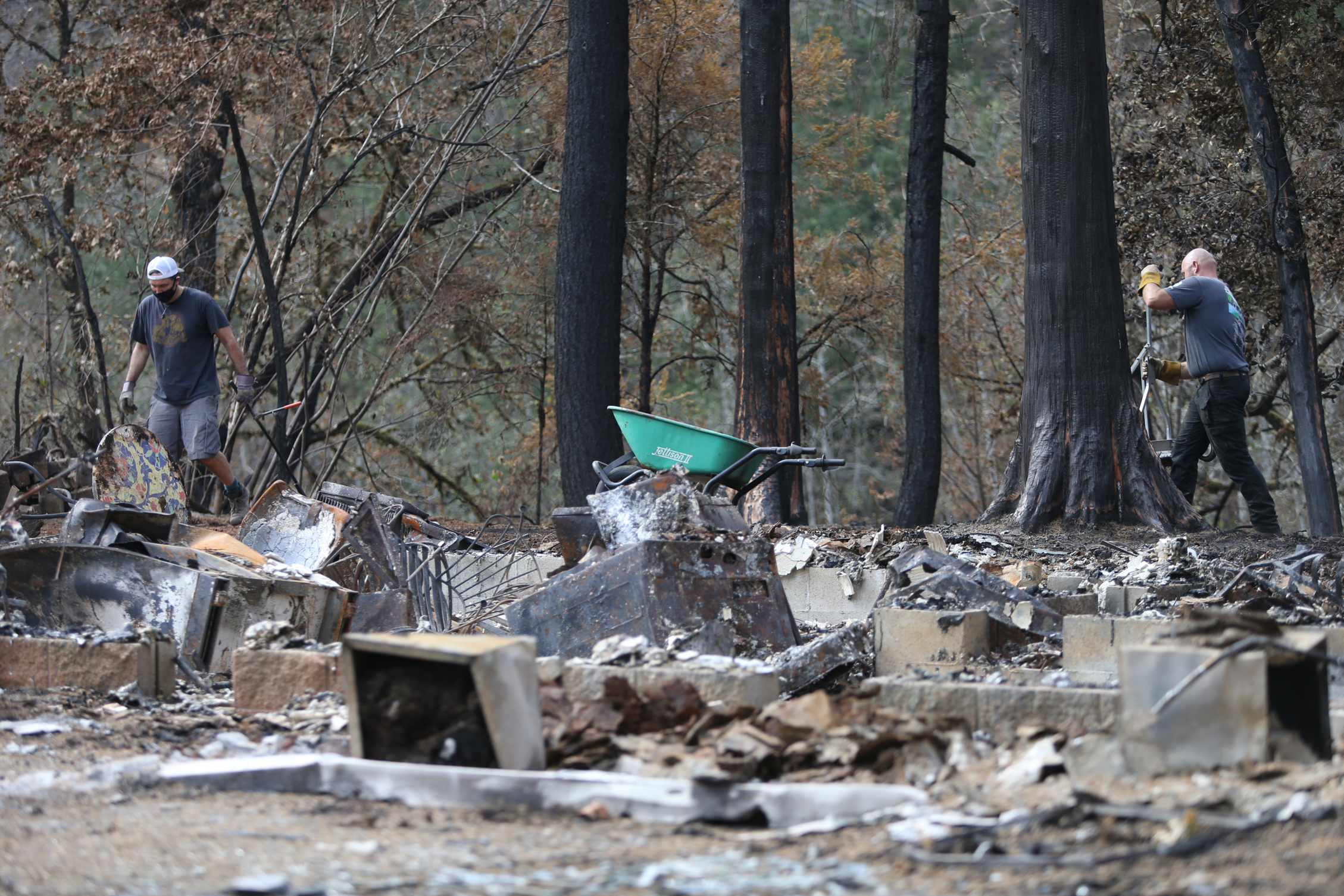 Wildfire damage in Gates, Sept. 21, 2020 - oregonlive.com